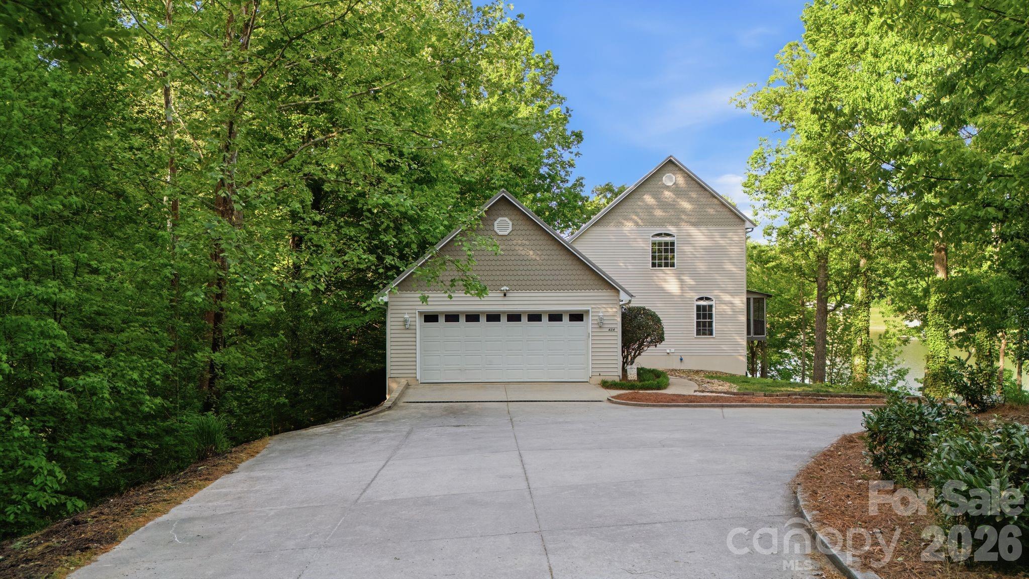 424 Mountain Harbor Drive, Lexington, NC - photo 5 of 48