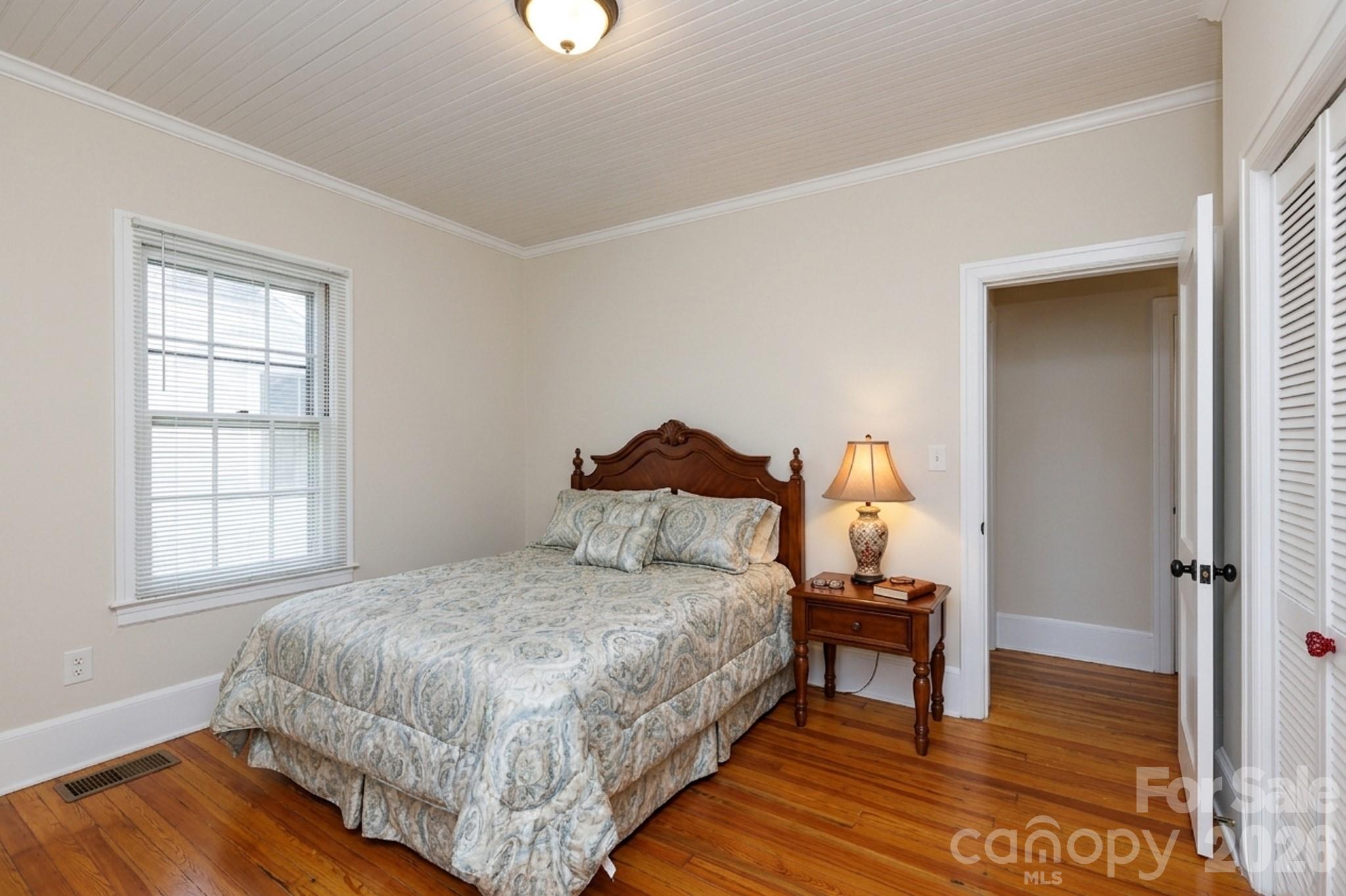 224 W 4th Avenue, Gastonia, NC - photo 25 of 33