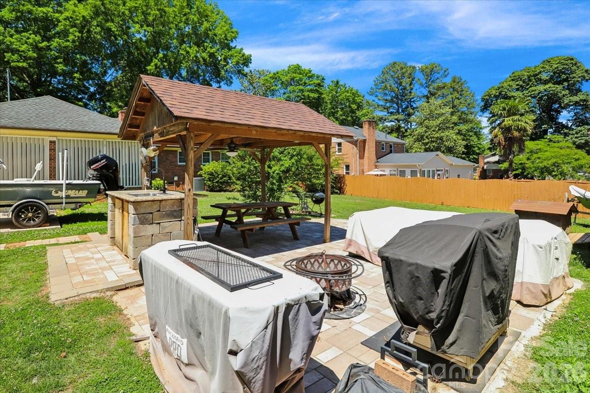 13507 Four Oaks Lane, Matthews, NC - photo 26 of 37