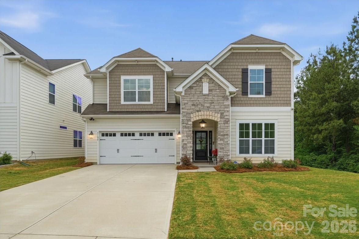 Home for sale at 8105 Rolling Wheels Road, Charlotte, NC — photo 1 of 36