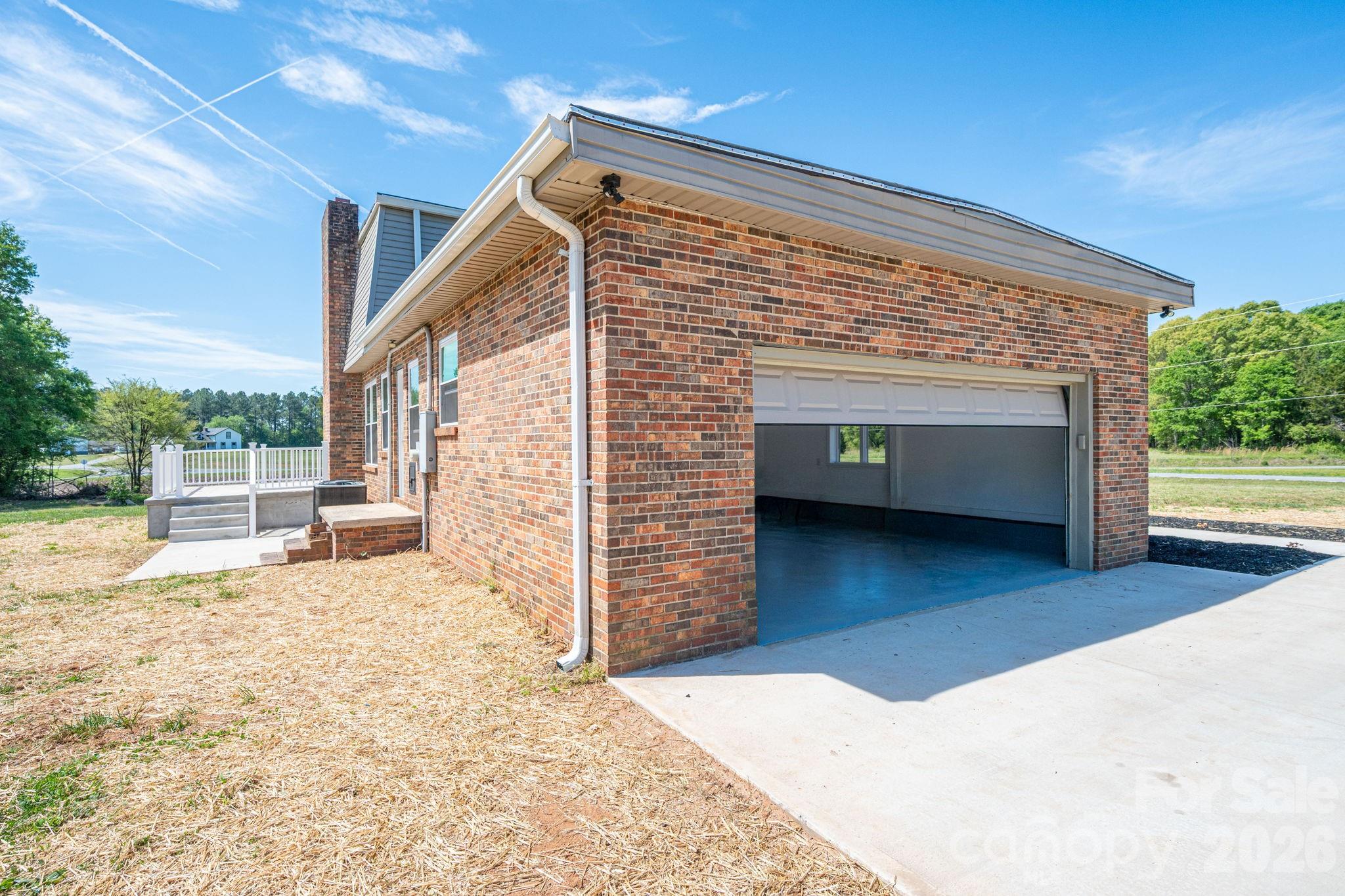 Photo 4 of 2765 S Lafayette Street, Shelby, NC