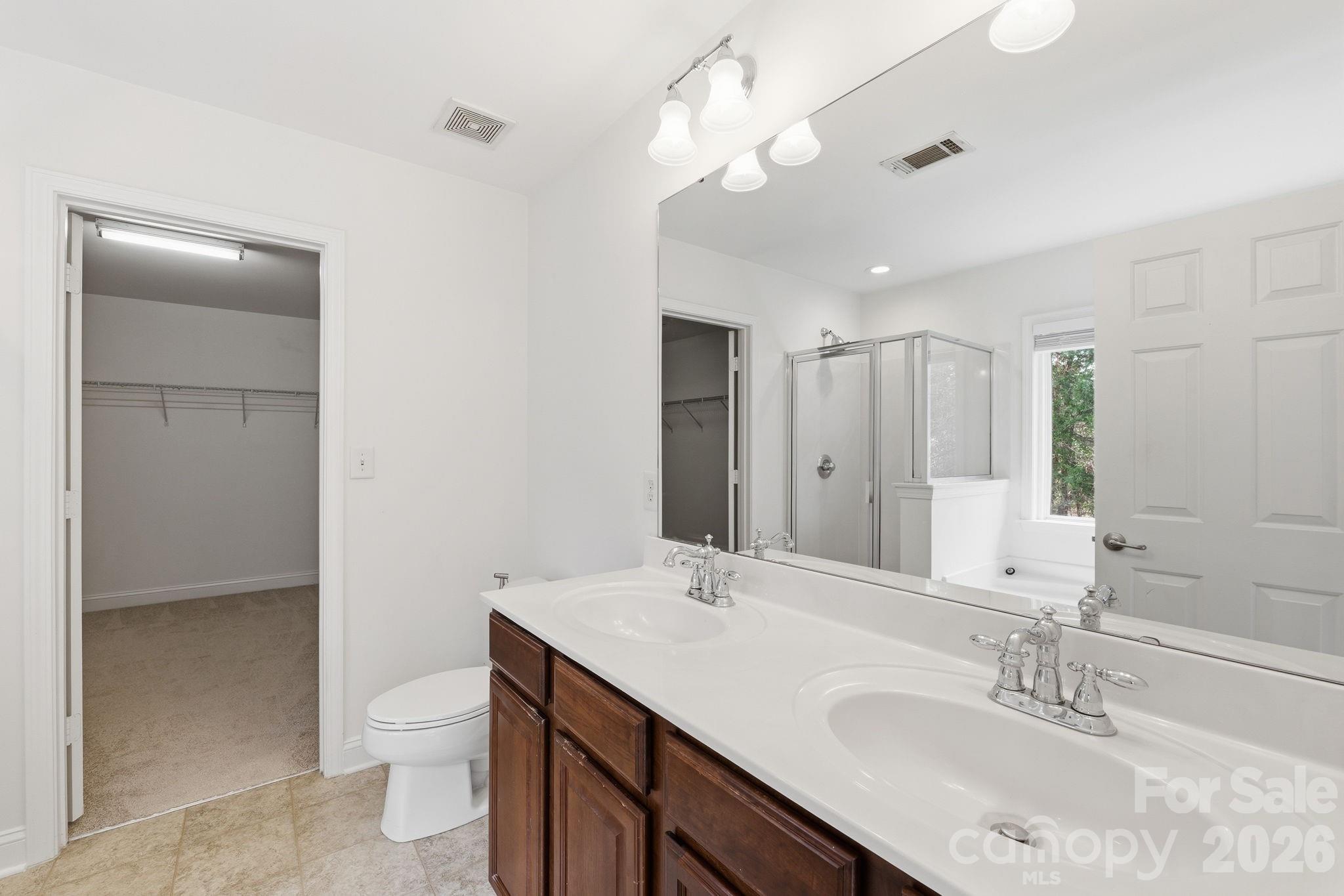 Photo 18 of 15614 Normans Landing Drive, Charlotte, NC
