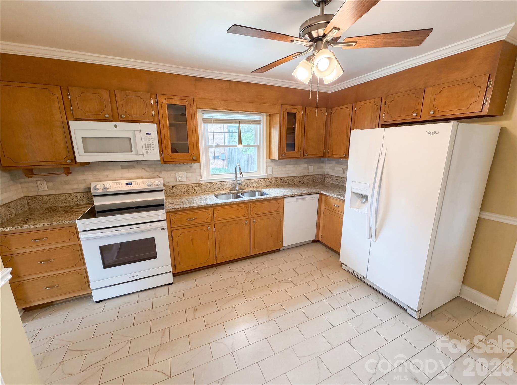 6214 Ashcrest Drive, Charlotte, NC - photo 12 of 25