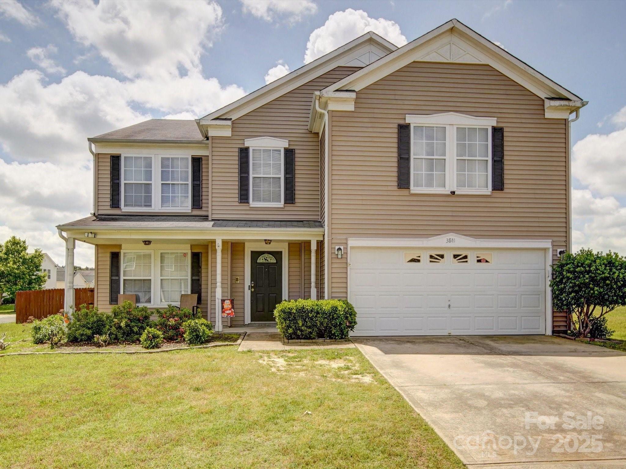 3841 Shasta Circle, Clover, SC - photo 1 of 49