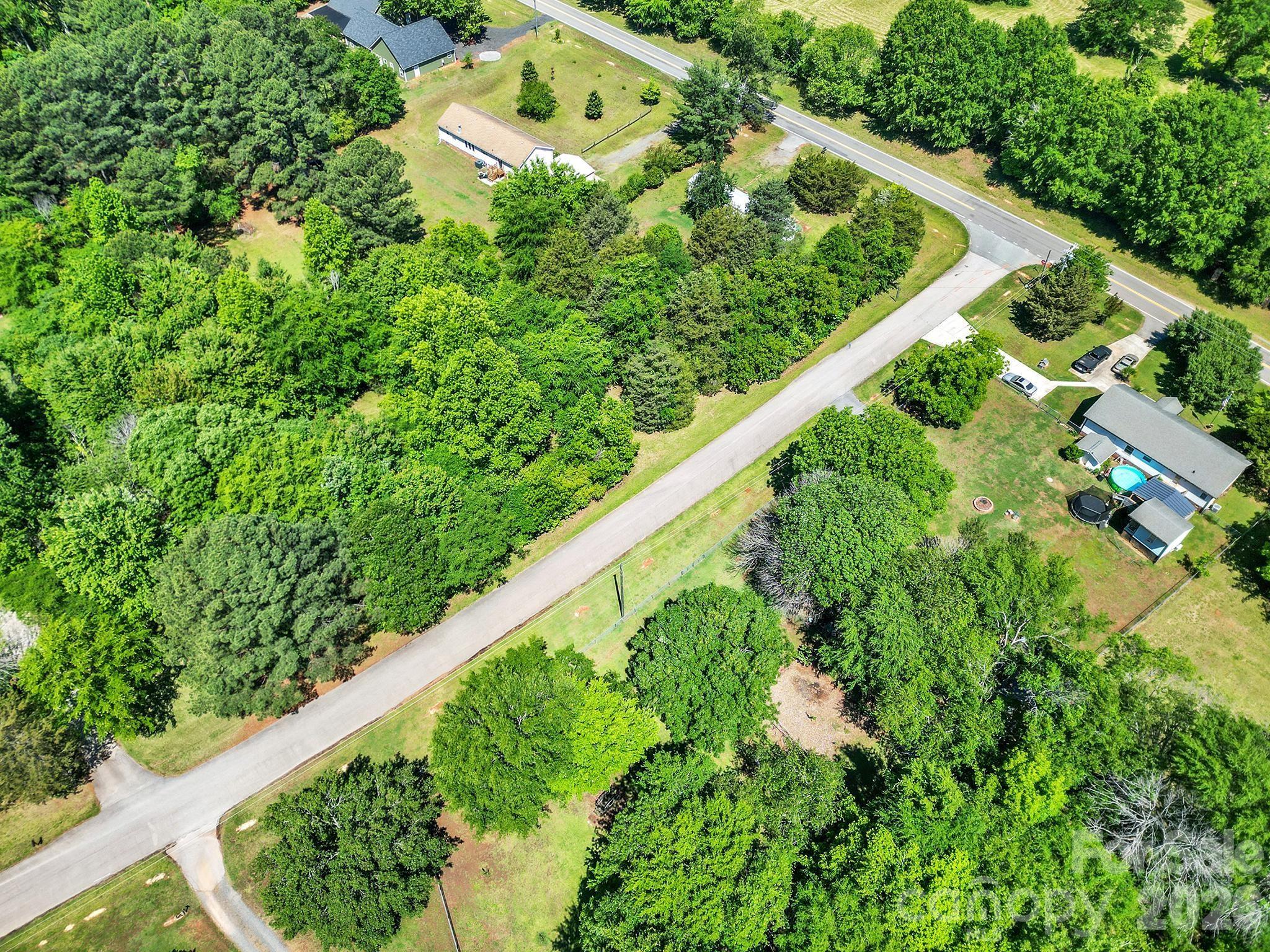 6067 Lake Wylie Road, Lake Wylie, SC - photo 9 of 12