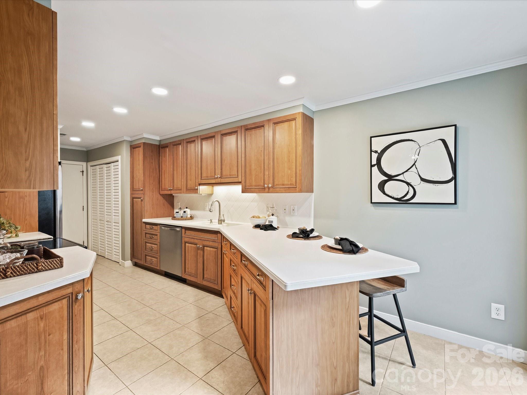 Photo 11 of 6434 Brandonwood Court, Charlotte, NC