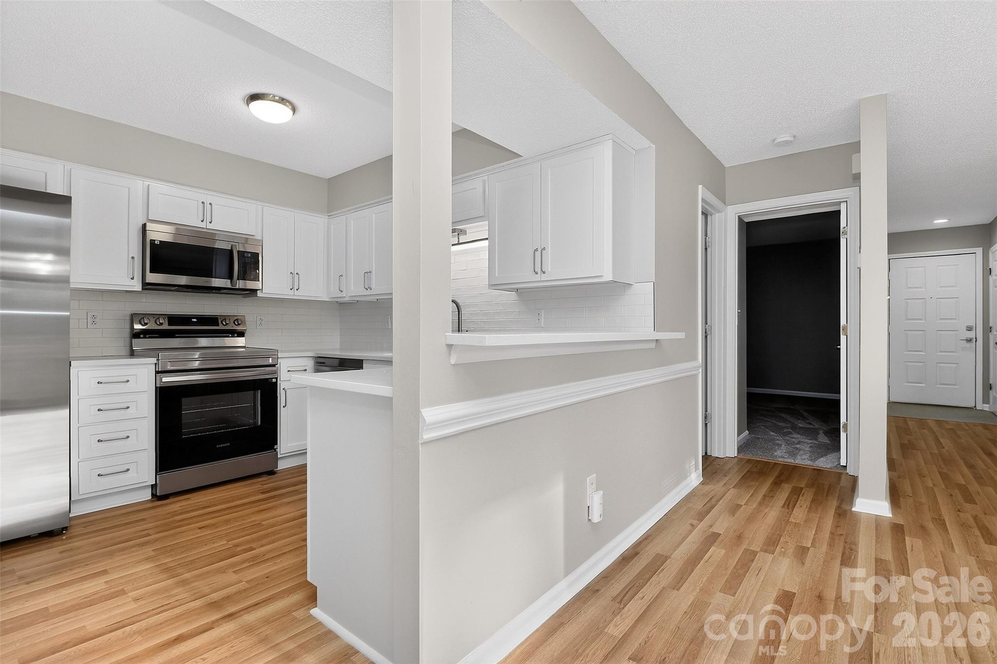 Photo 12 of 5862 Harris Grove Lane, Charlotte, NC