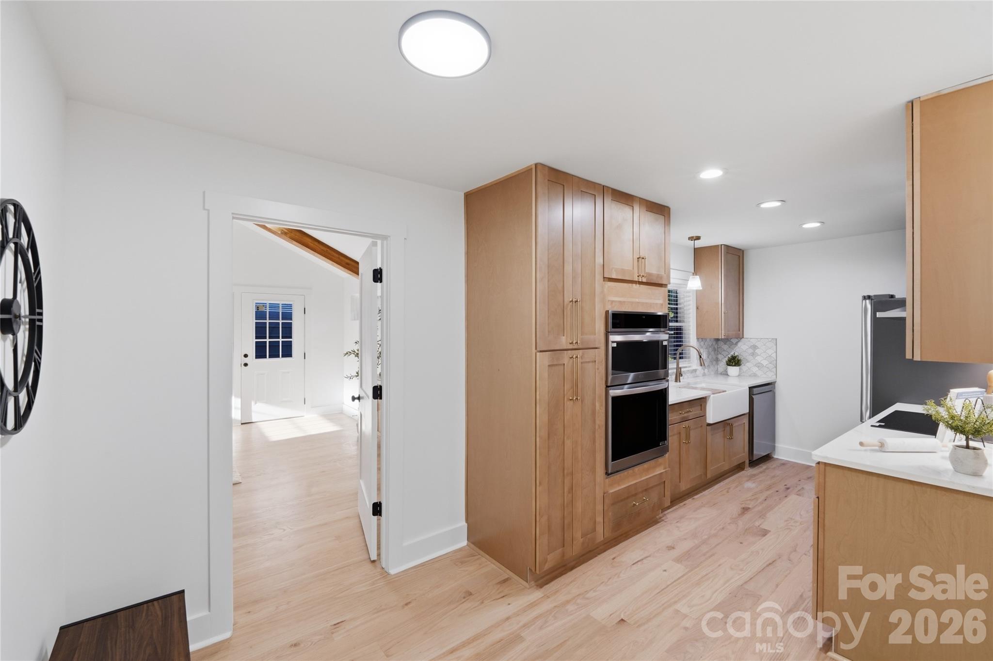 Photo 9 of 4314 Ivanhoe Place, Charlotte, NC