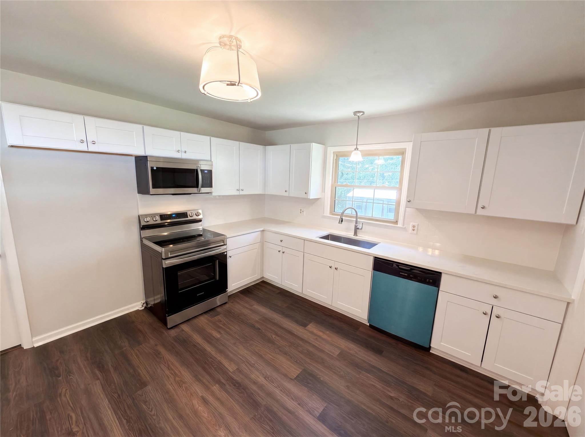 1415 Crestfield Drive, Lancaster, SC - photo 2 of 17