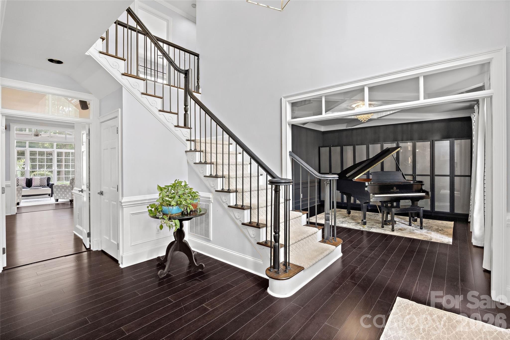 Home for sale at 4533 Noras Path Road, Charlotte, NC — photo 4 of 48