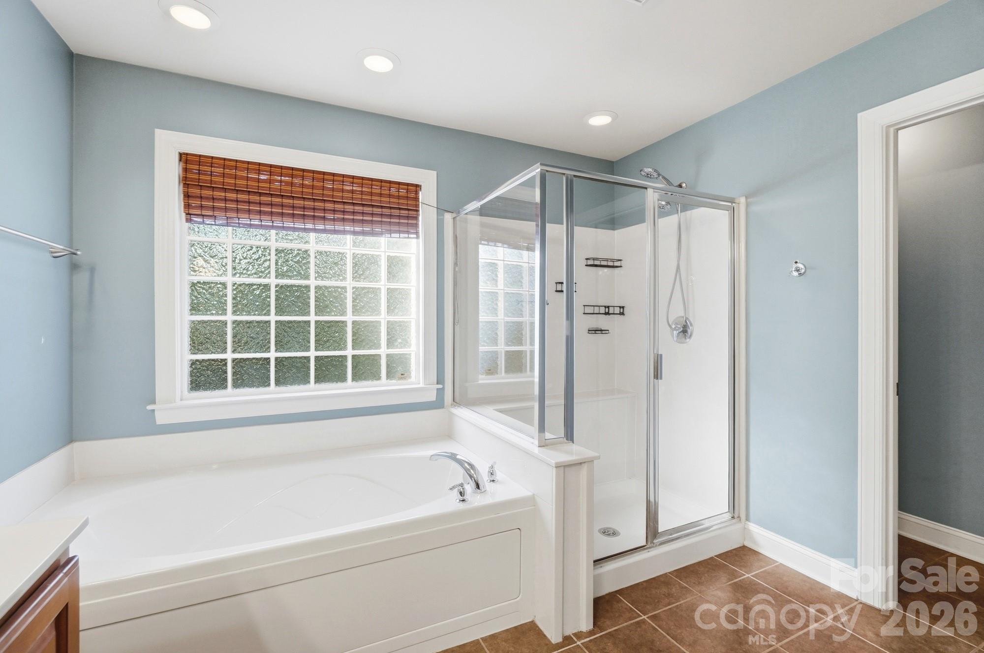 Home for sale at 9915 Nicole Lane, Charlotte, NC — photo 20 of 39