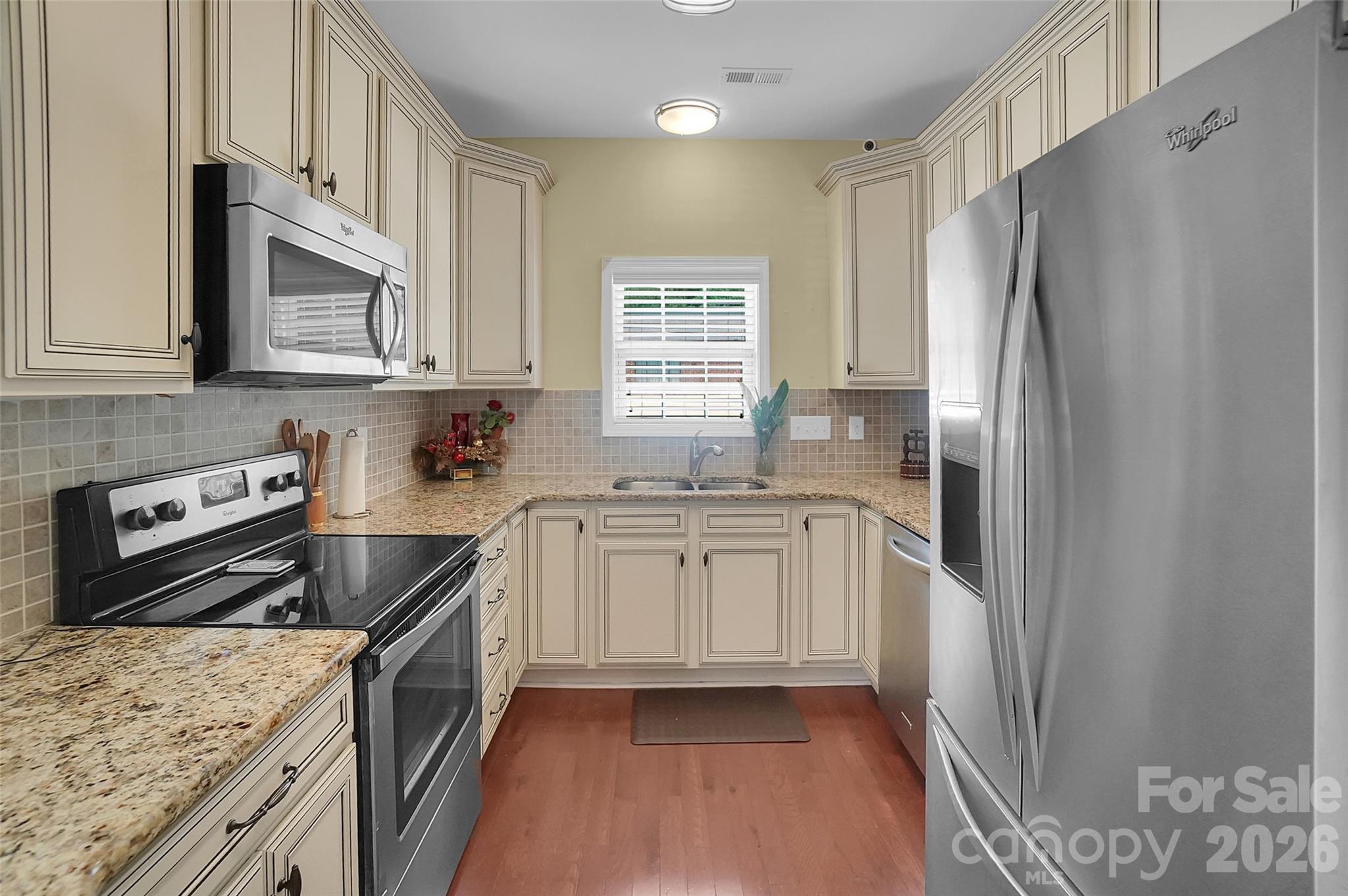 Home for sale at 309 Mill Road, Charlotte, NC — photo 7 of 46