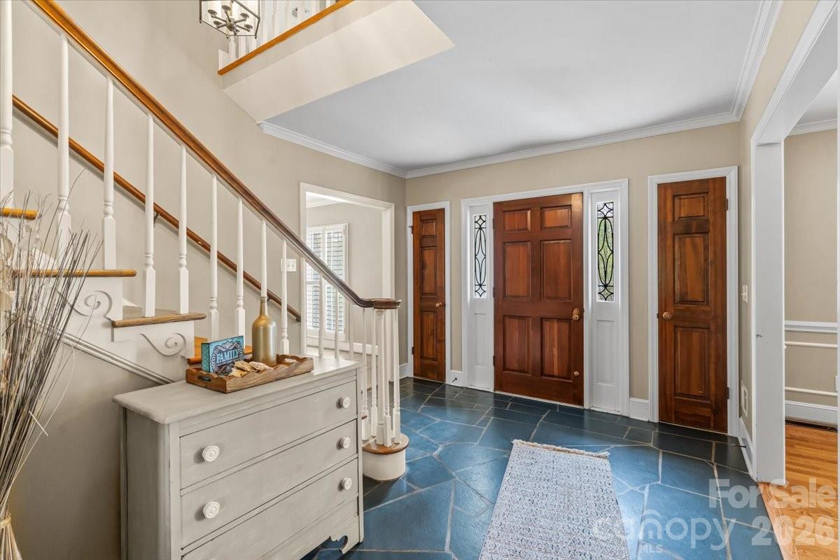 Photo 3 of 113 Woodstream Circle, Mooresville, NC