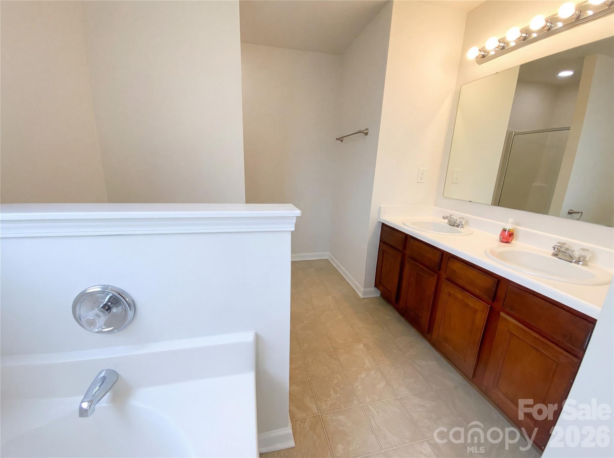Photo 15 of 3727 Pimilico Trace Lane, Charlotte, NC