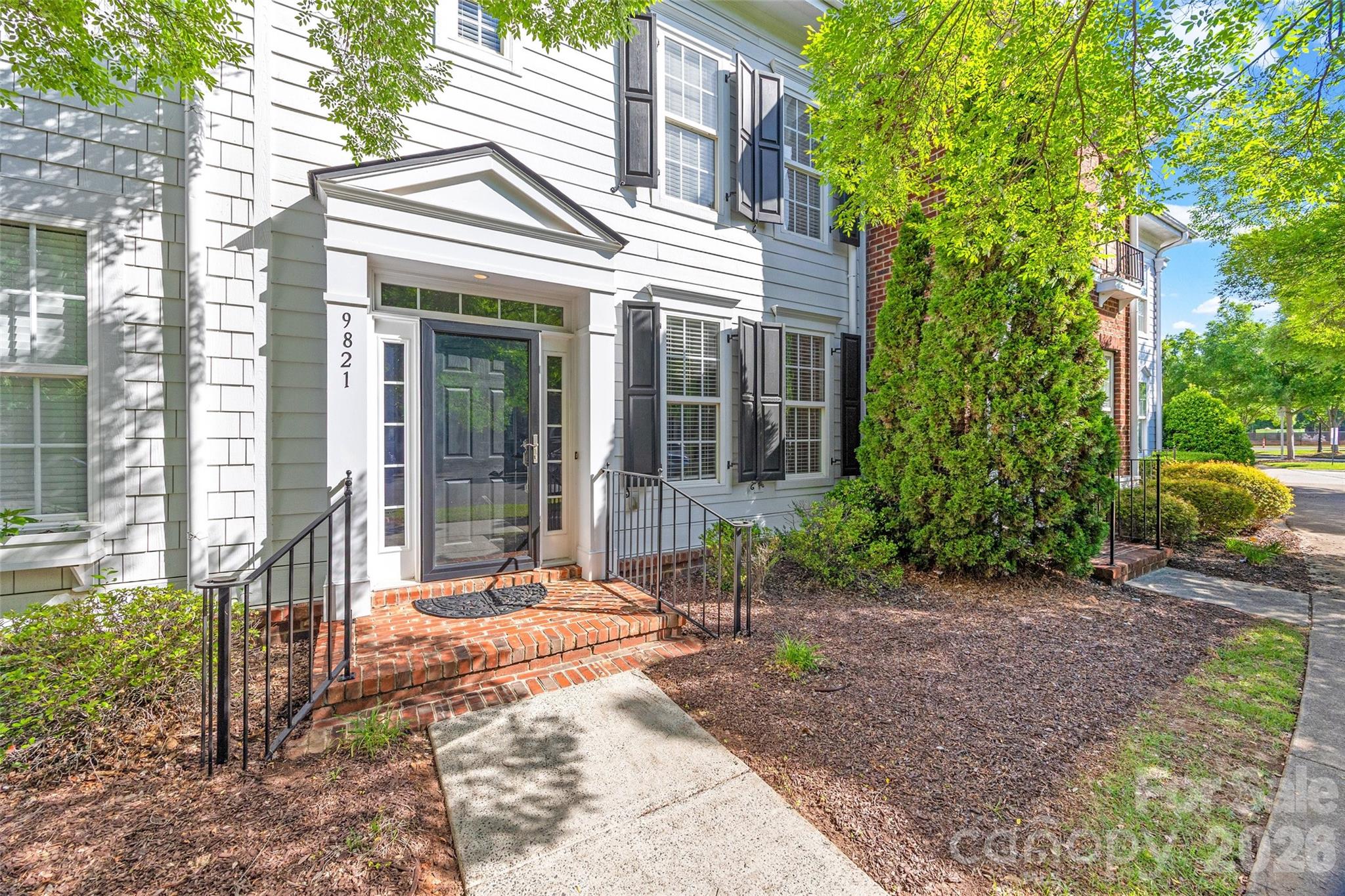 9821 Longstone Lane, Charlotte, NC - photo 2 of 34