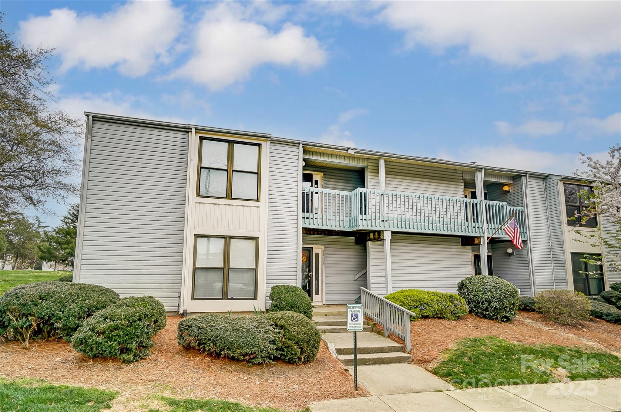 Photo 2 of 11039 Harrowfield Road, Charlotte, NC