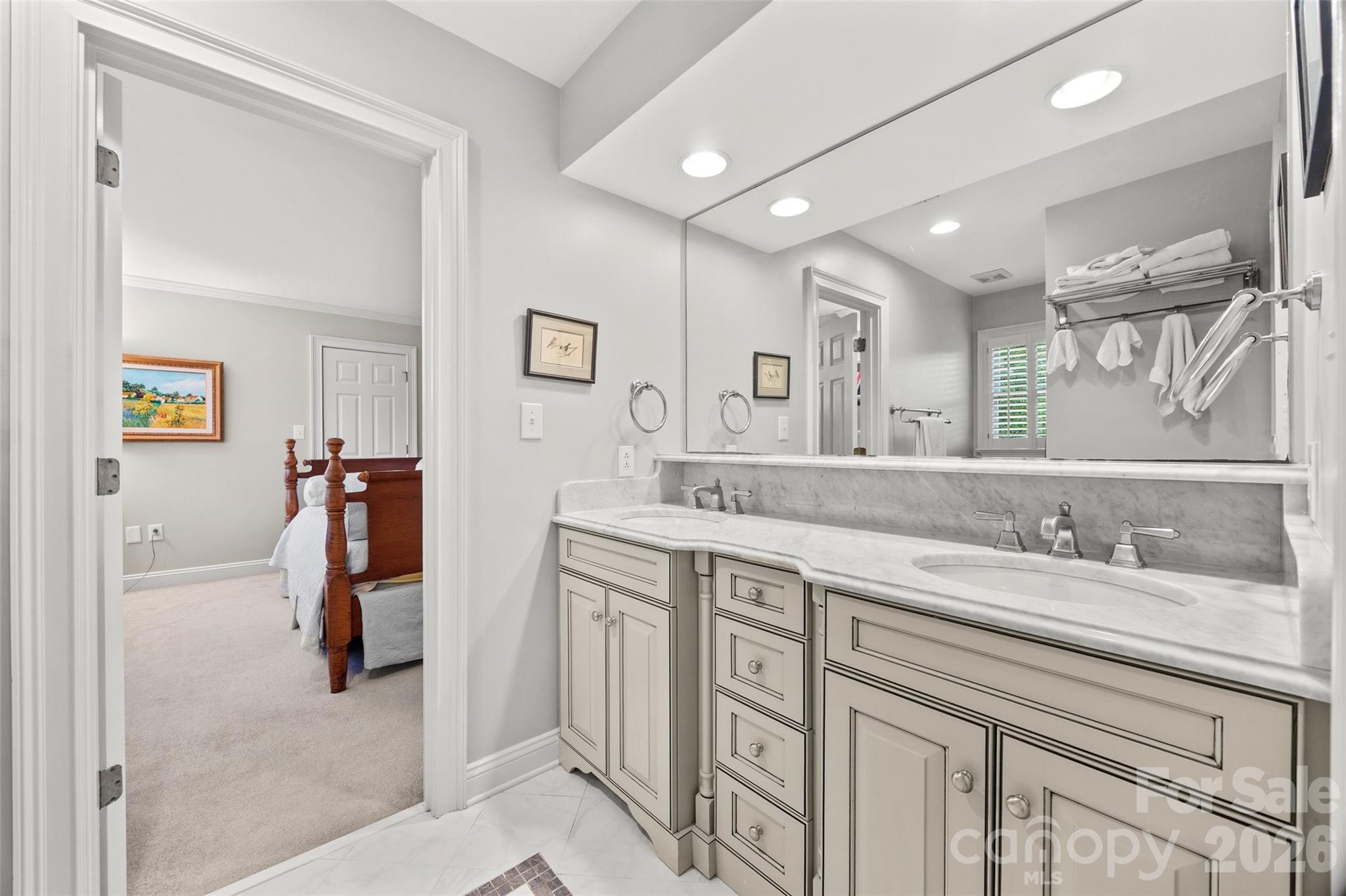 15901 Riverpointe Drive, Charlotte, NC - photo 27 of 48