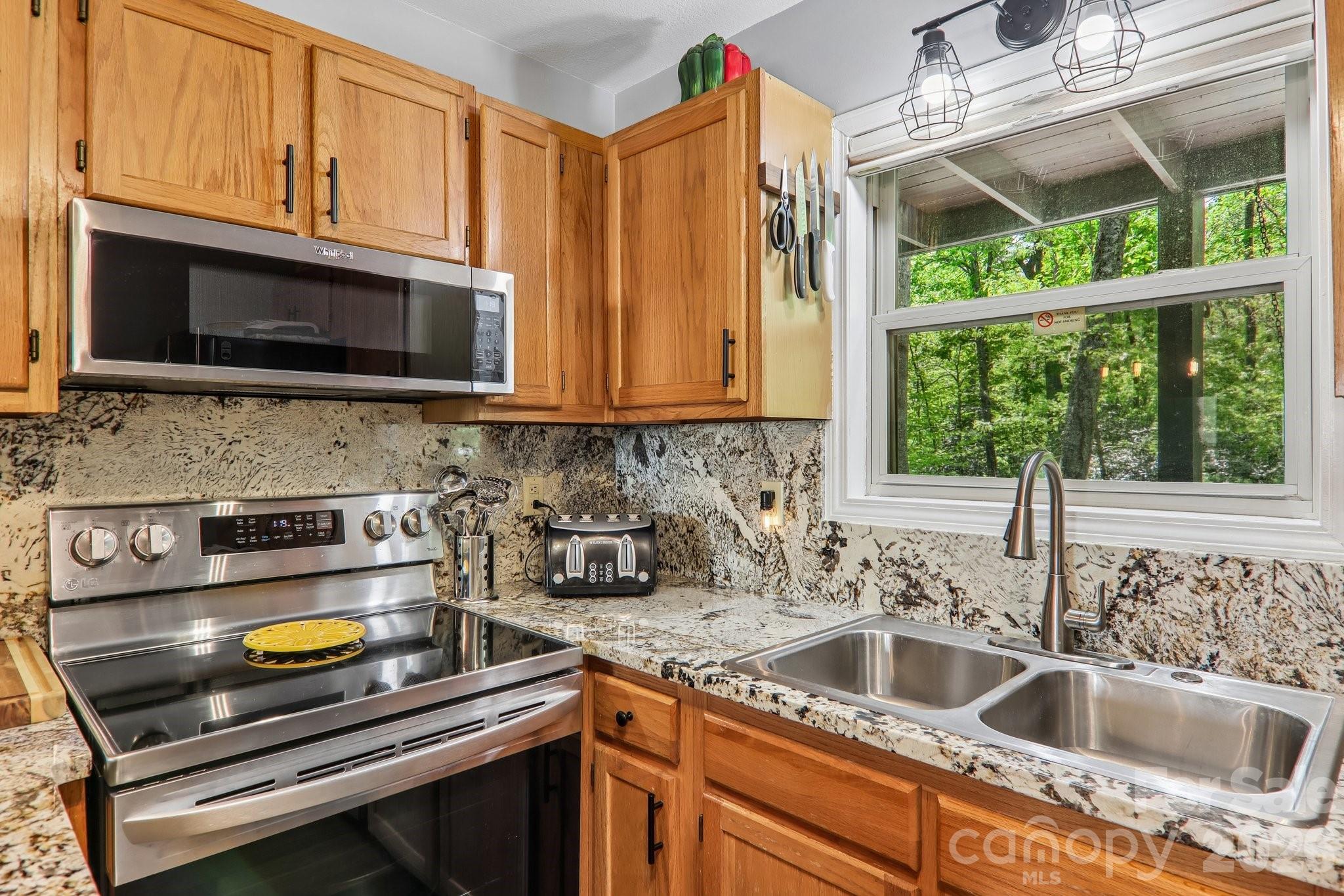 12 Indian Trace Road, Maggie Valley, NC - photo 12 of 46