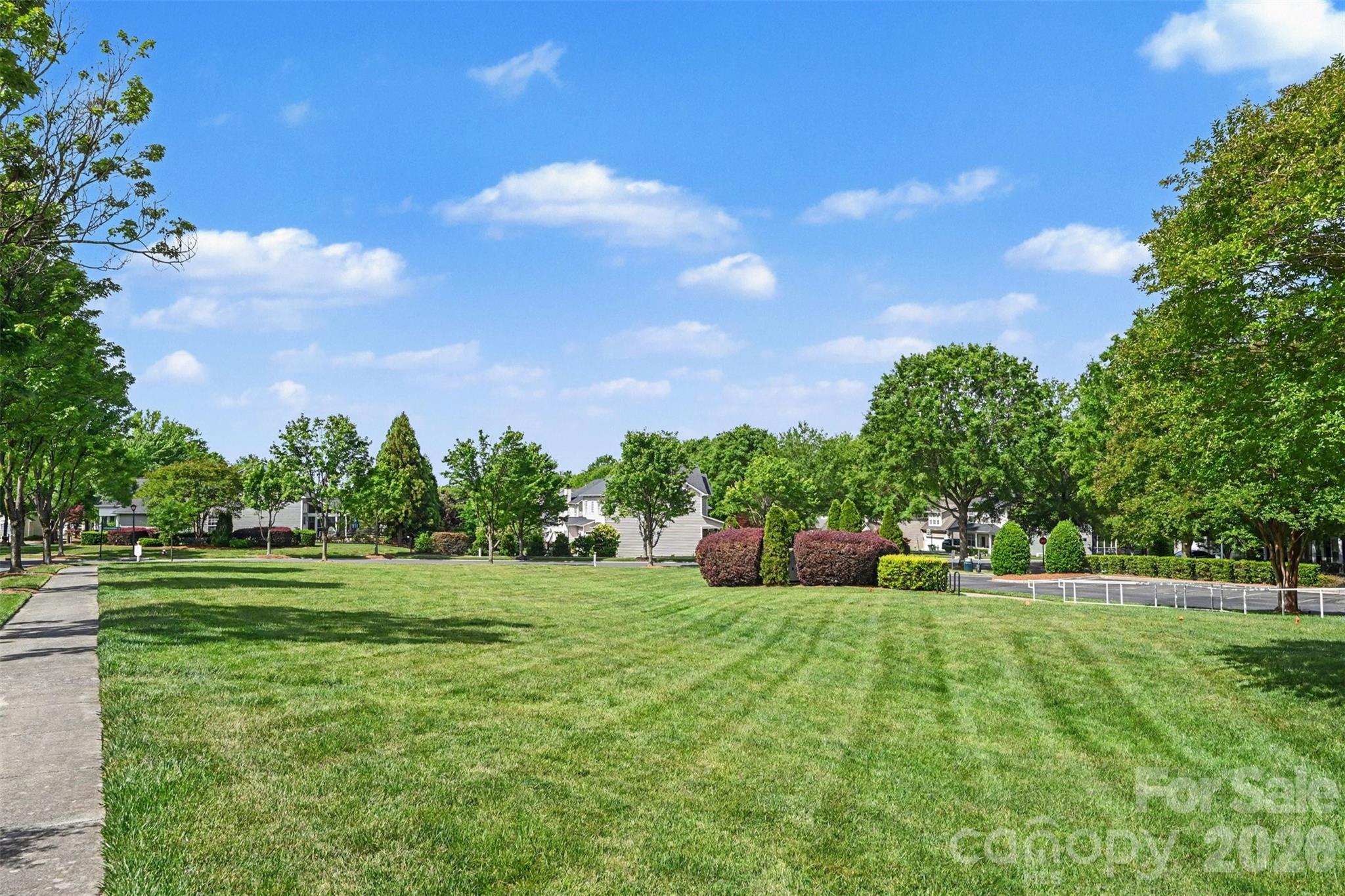 1033 Woodglen Lane, Matthews, NC - photo 32 of 37