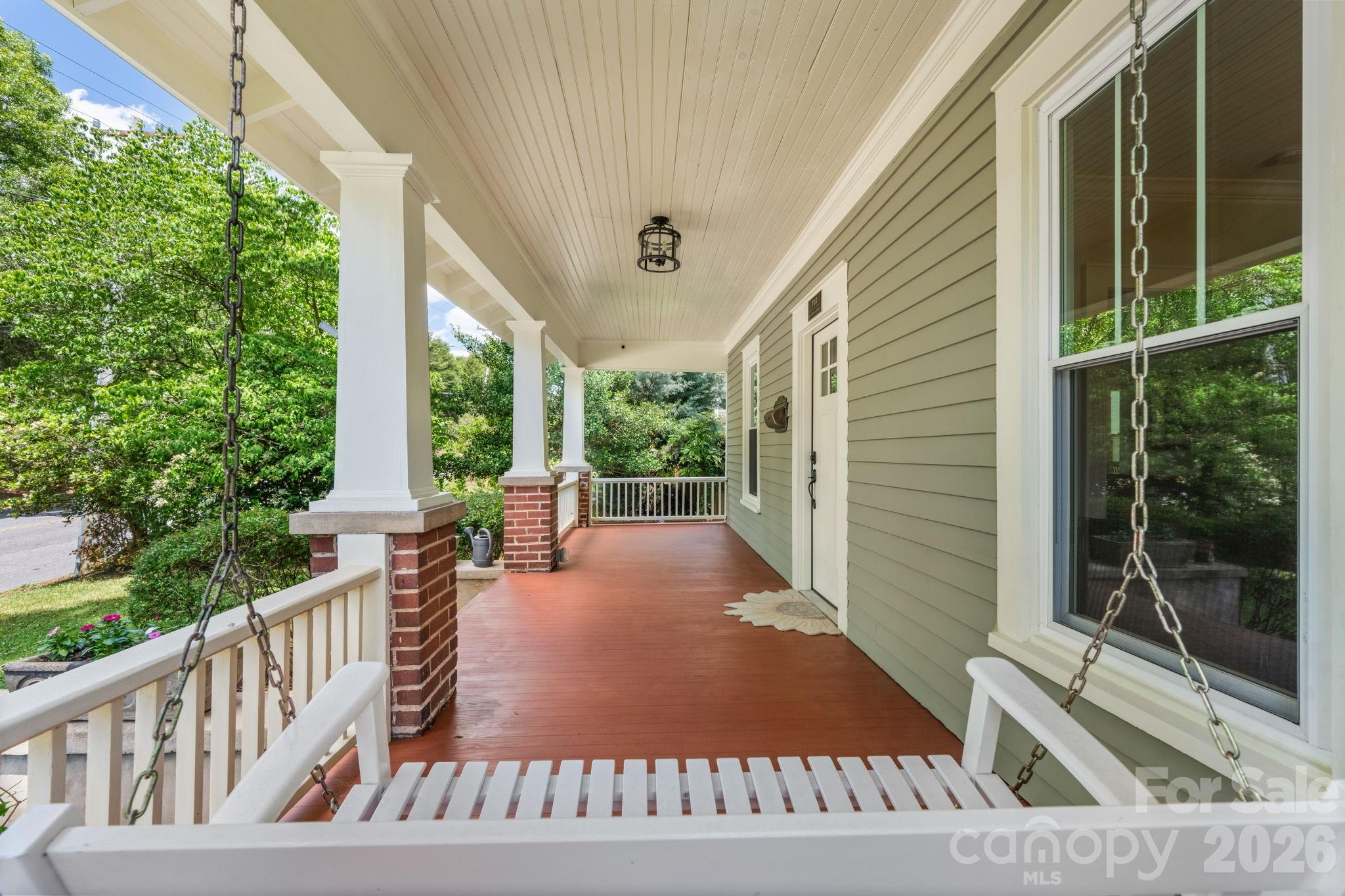 Photo 4 of 722 E Broad Street, Statesville, NC
