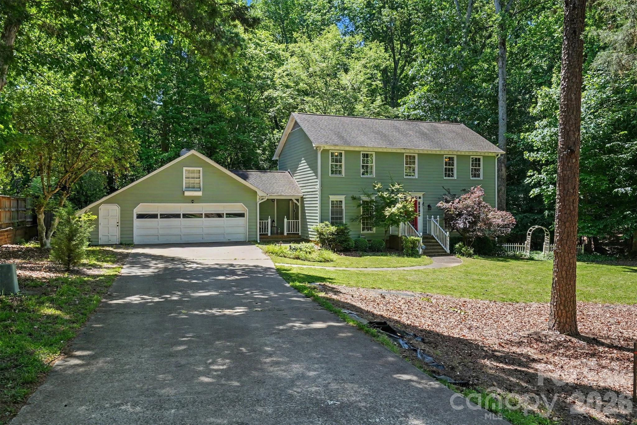 Photo 2 of 5812 Camelot Drive, Charlotte, NC
