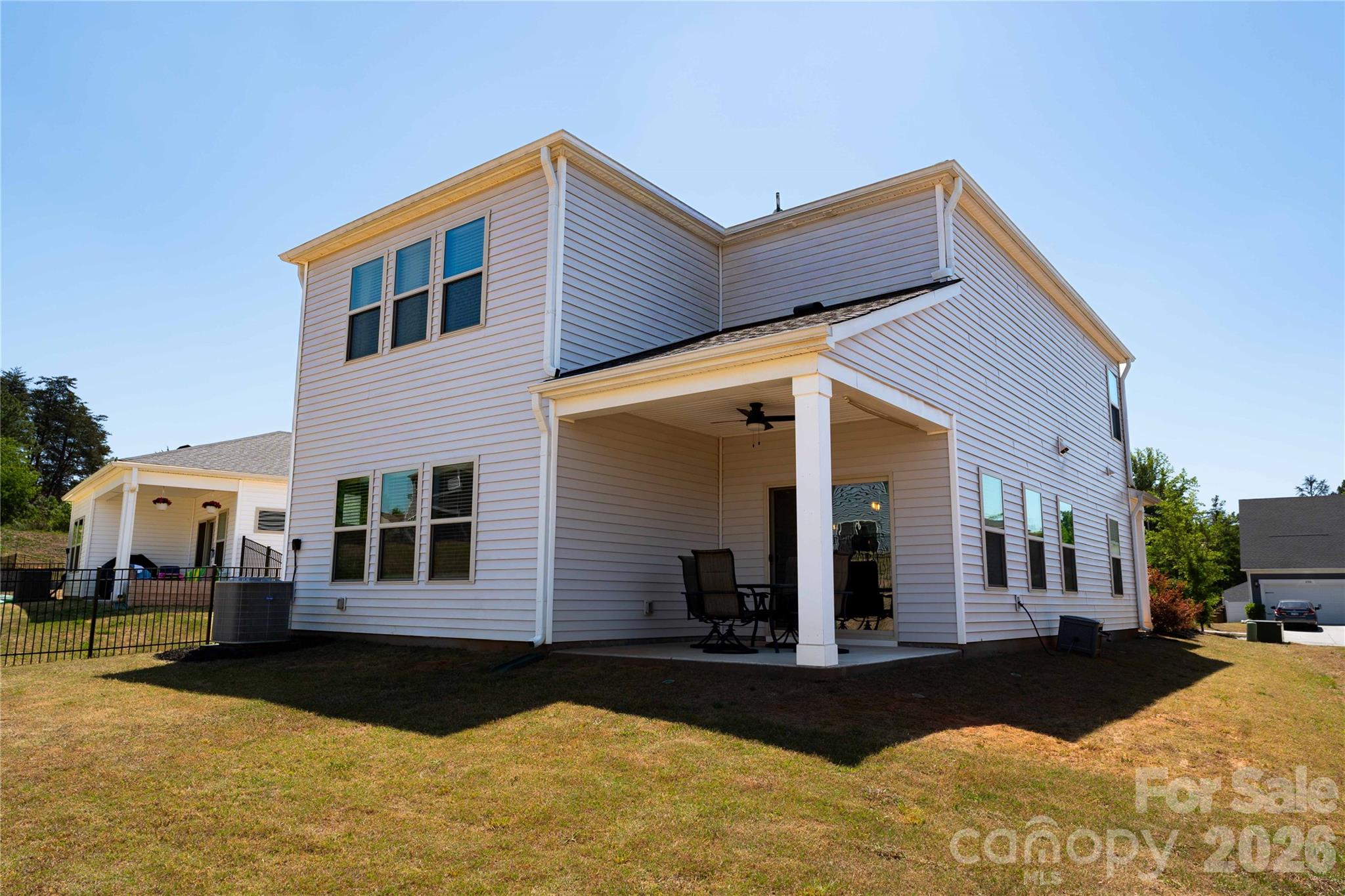 Photo 33 of 4107 Honey Locust Drive, Charlotte, NC
