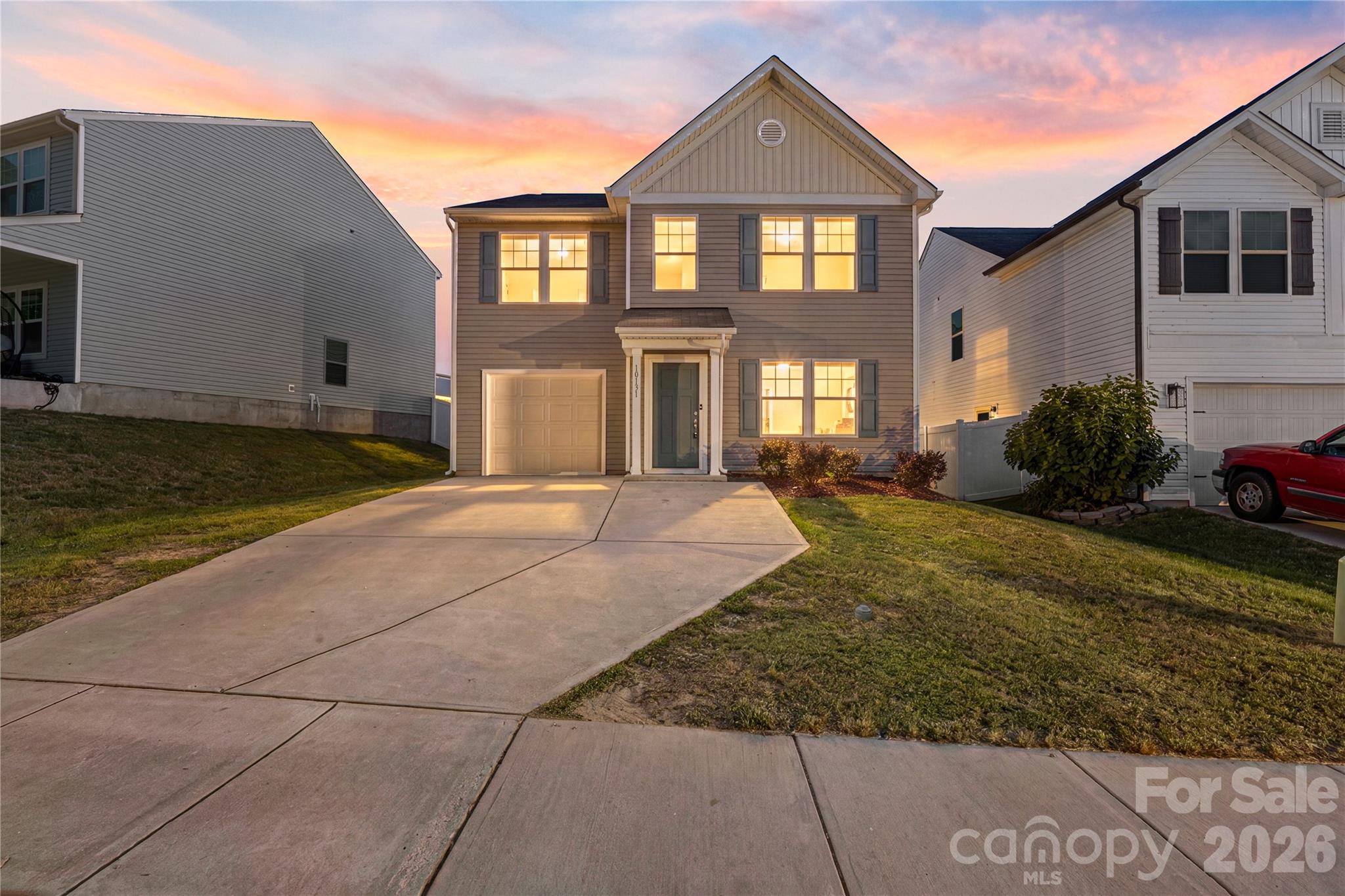 10131 Holly Park Drive, Charlotte, NC
