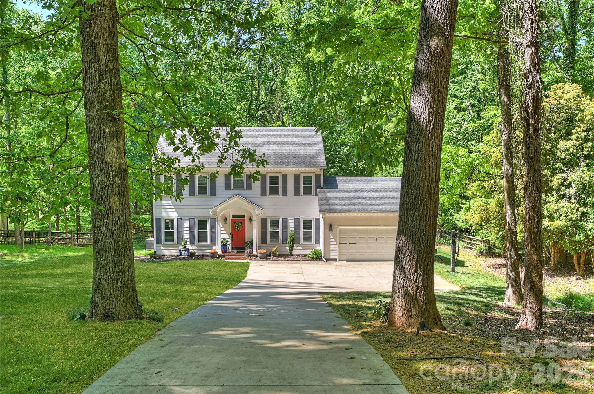 Home for sale at 5525 Lancelot Drive, Charlotte, NC — photo 1 of 34