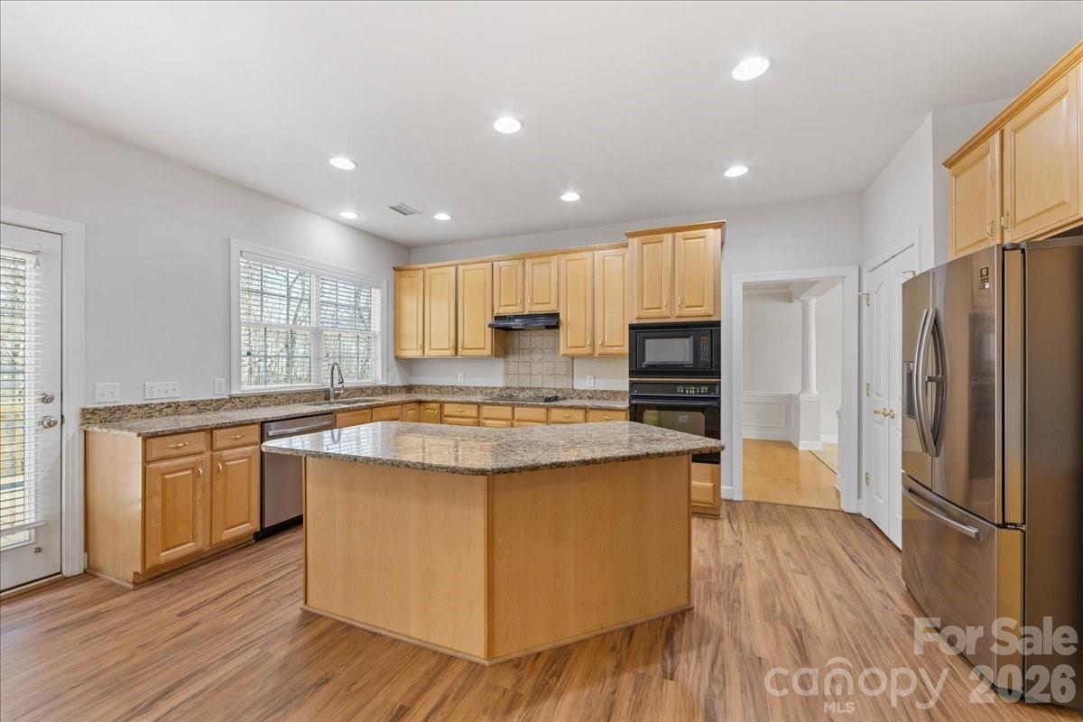 Photo 10 of 11143 Knight Castle Drive20, Charlotte, NC
