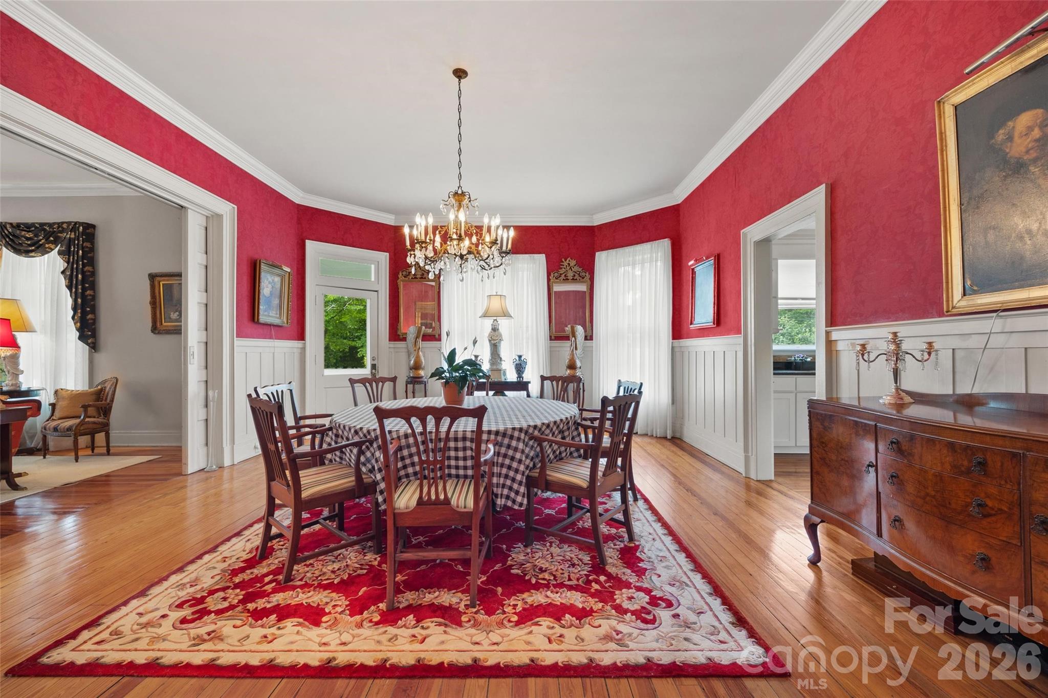 530 E Rutledge Avenue, Gaffney, SC - photo 13 of 48