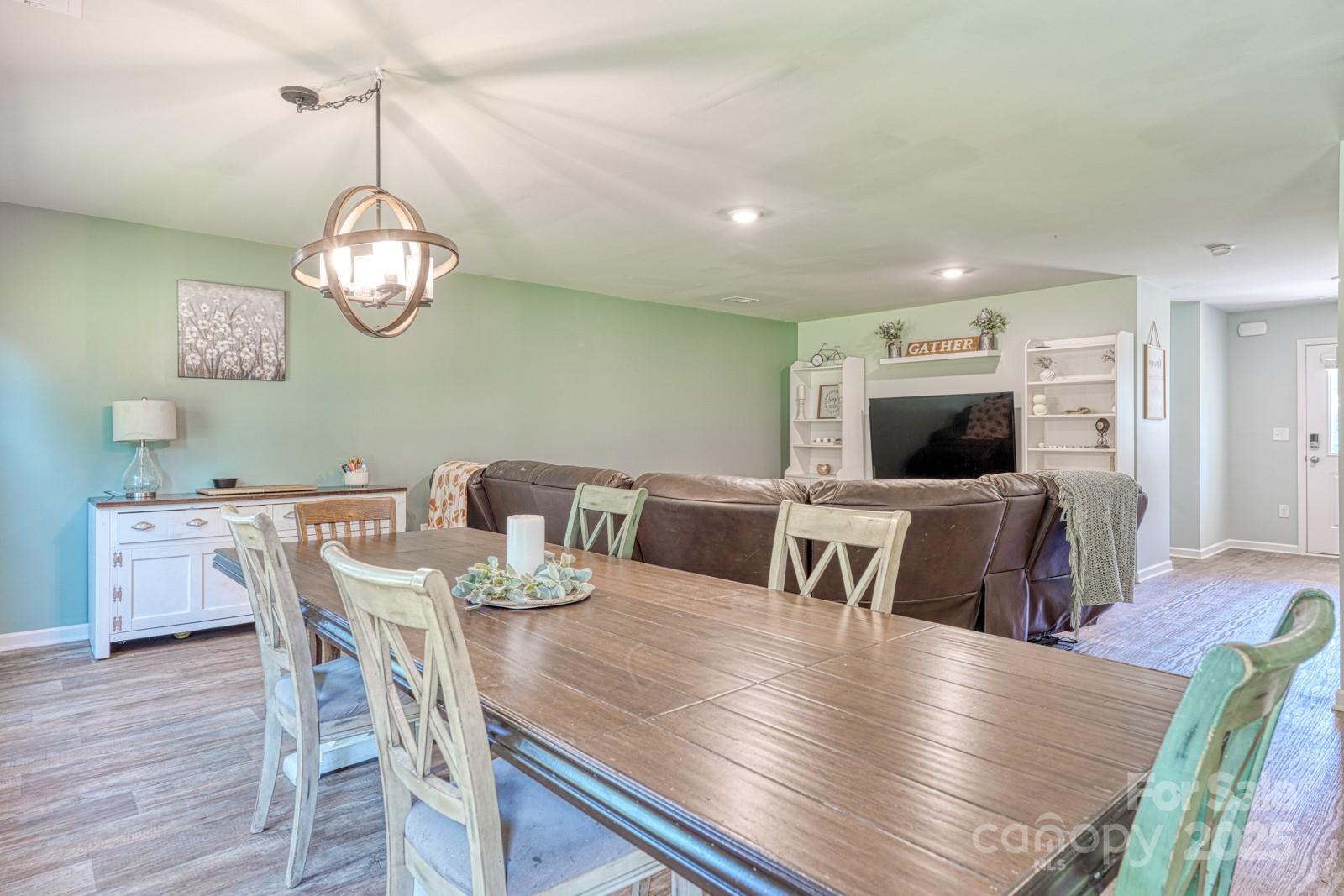 1281 Twin Bridge Road, Gaffney, SC - photo 8 of 39