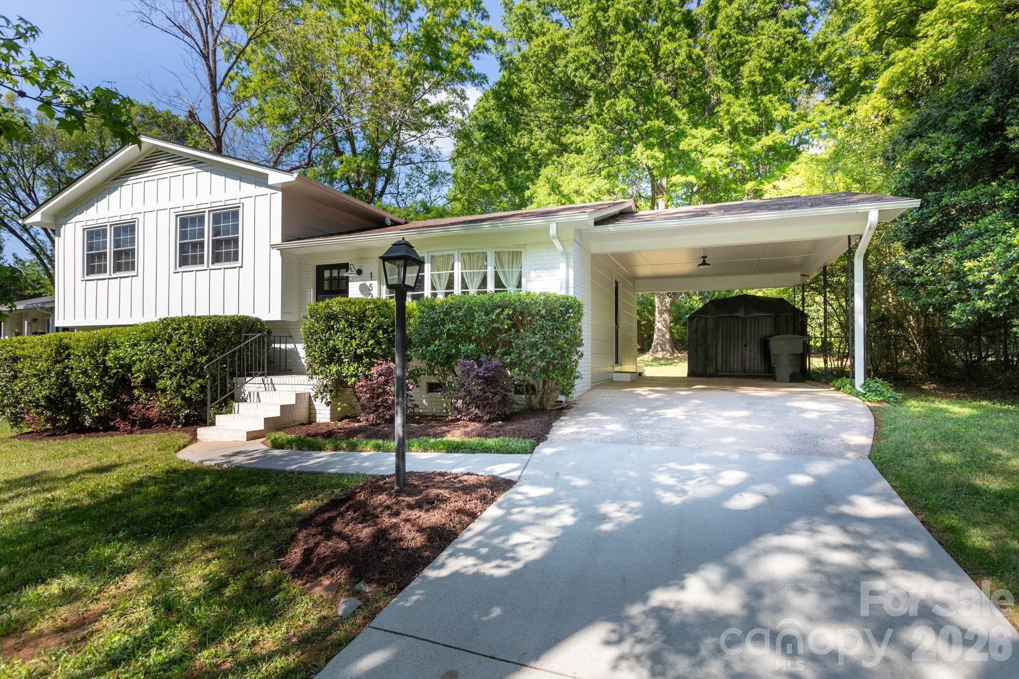 Photo 27 of 1530 Barberry Court, Charlotte, NC