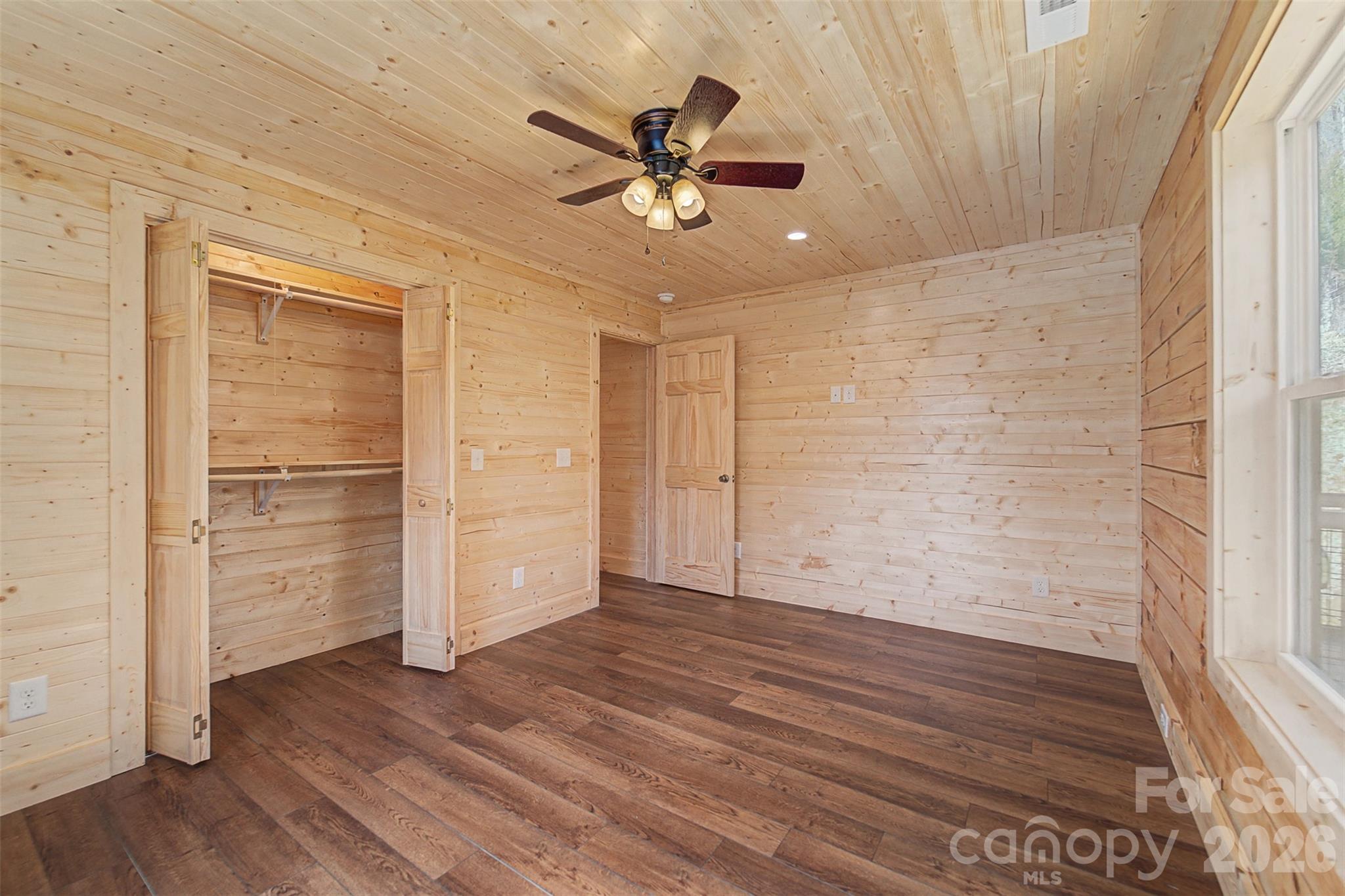 677 Ridgetop Circle, Whittier, NC - photo 26 of 49