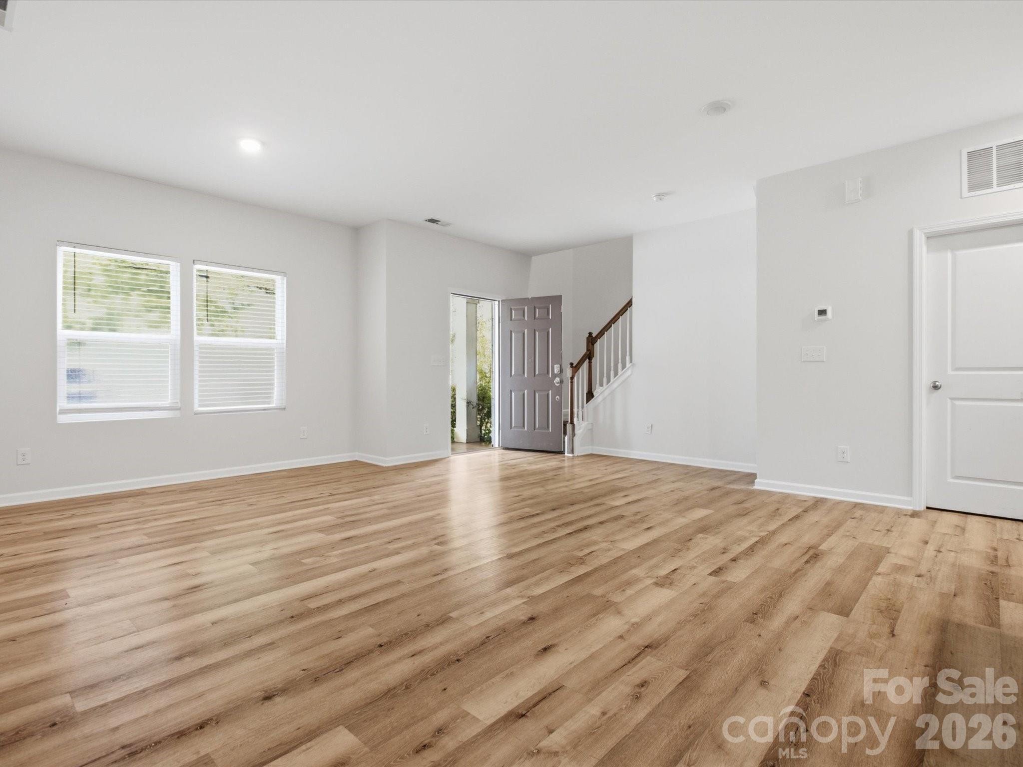 Home for sale at 1609 Ronald Street, Charlotte, NC — photo 4 of 25
