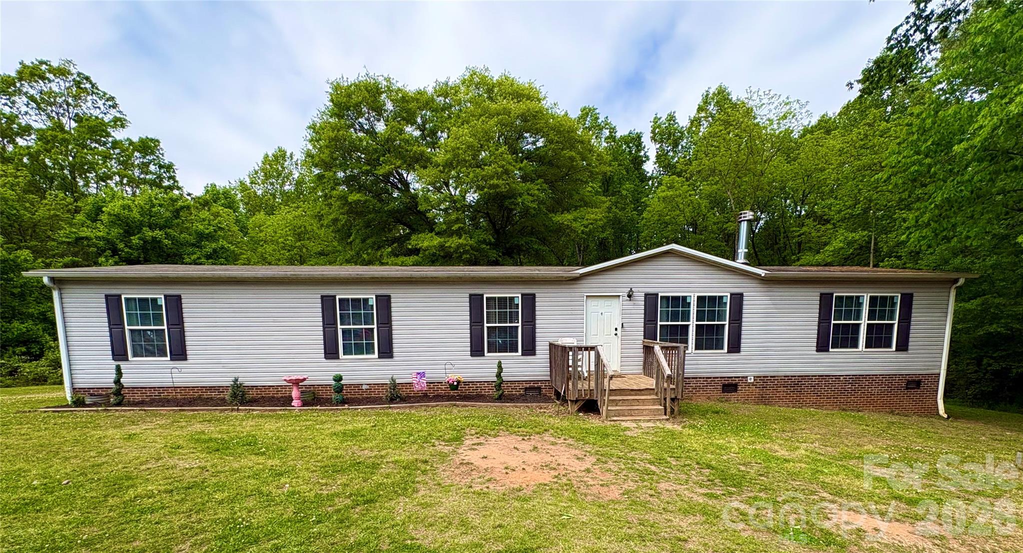718 W Virginia Avenue, Bessemer City, NC