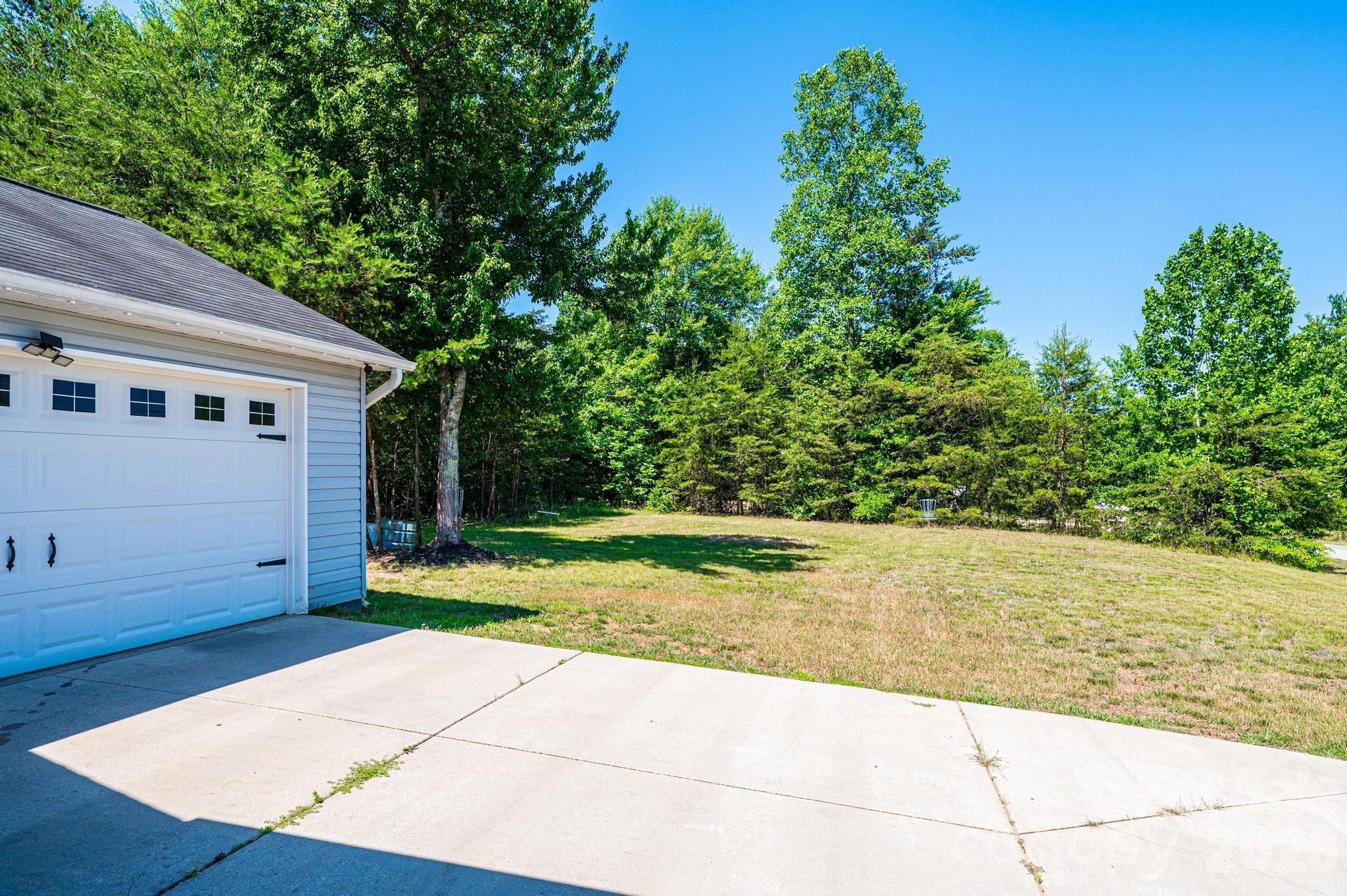 205 Winding Cedar Drive, Statesville, NC - photo 6 of 46