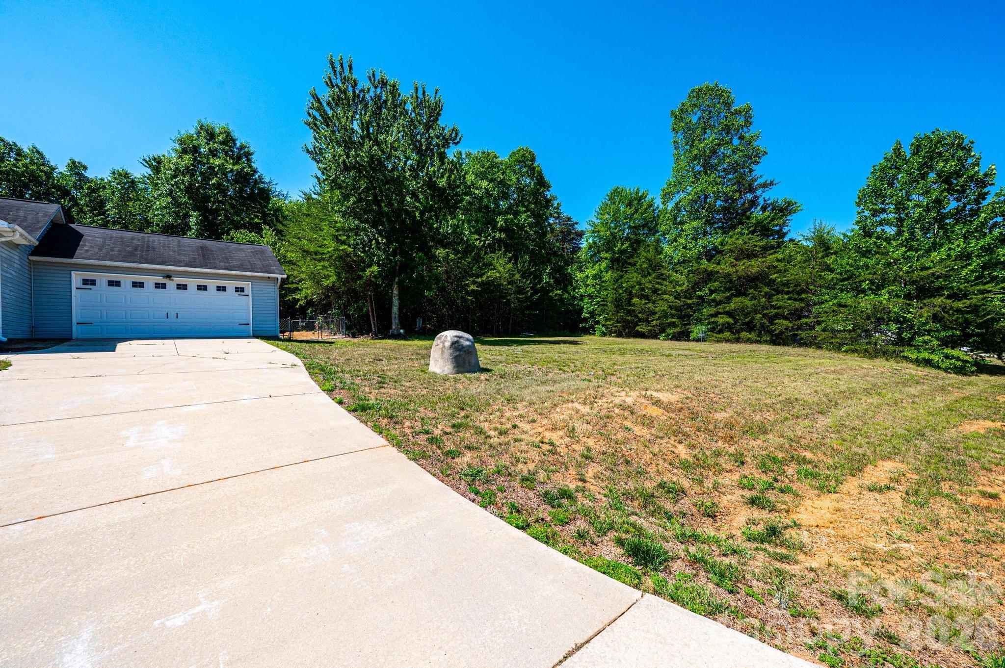 205 Winding Cedar Drive, Statesville, NC - photo 7 of 46