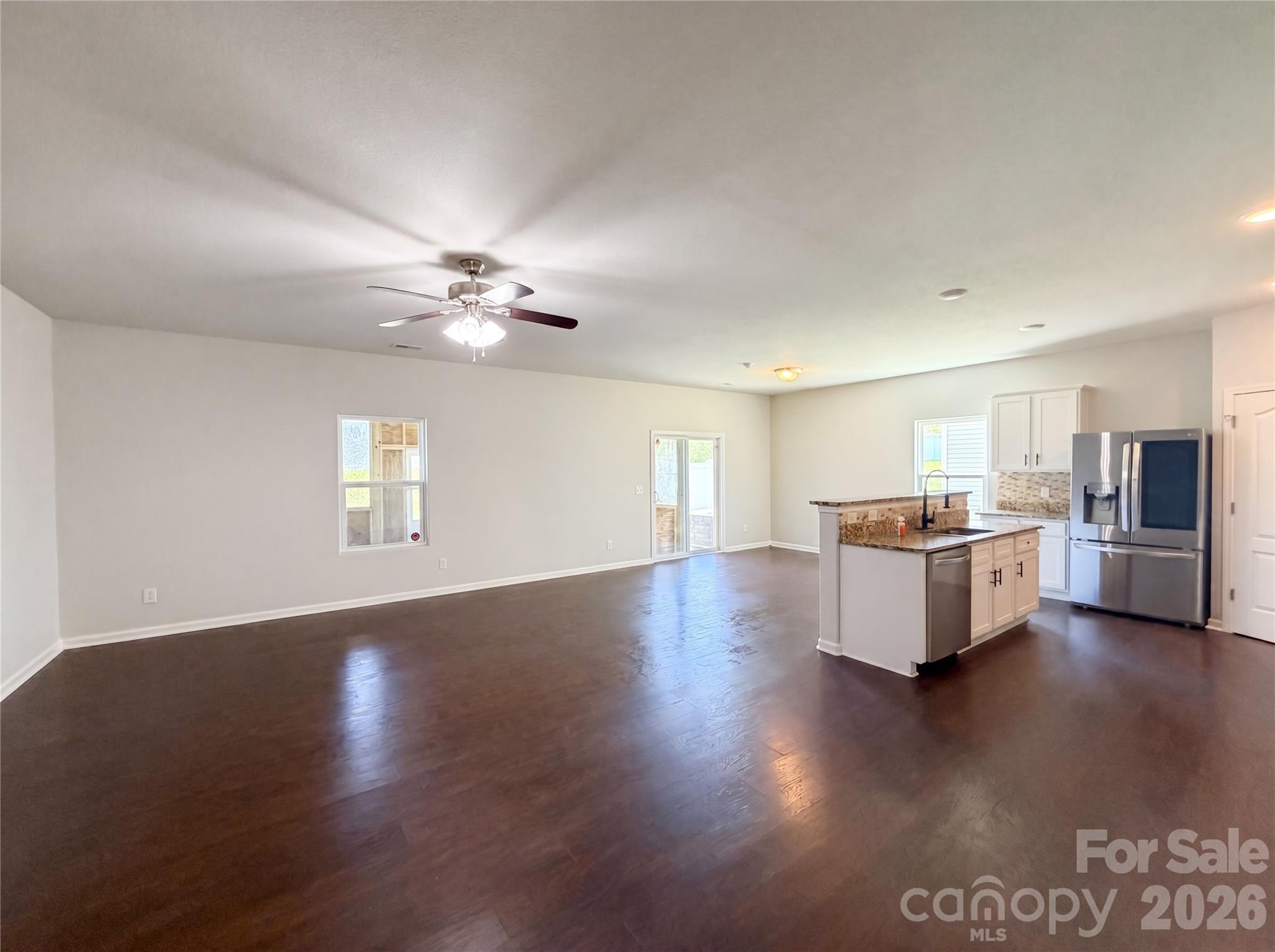Photo 3 of 4034 Rosfield Drive, Charlotte, NC