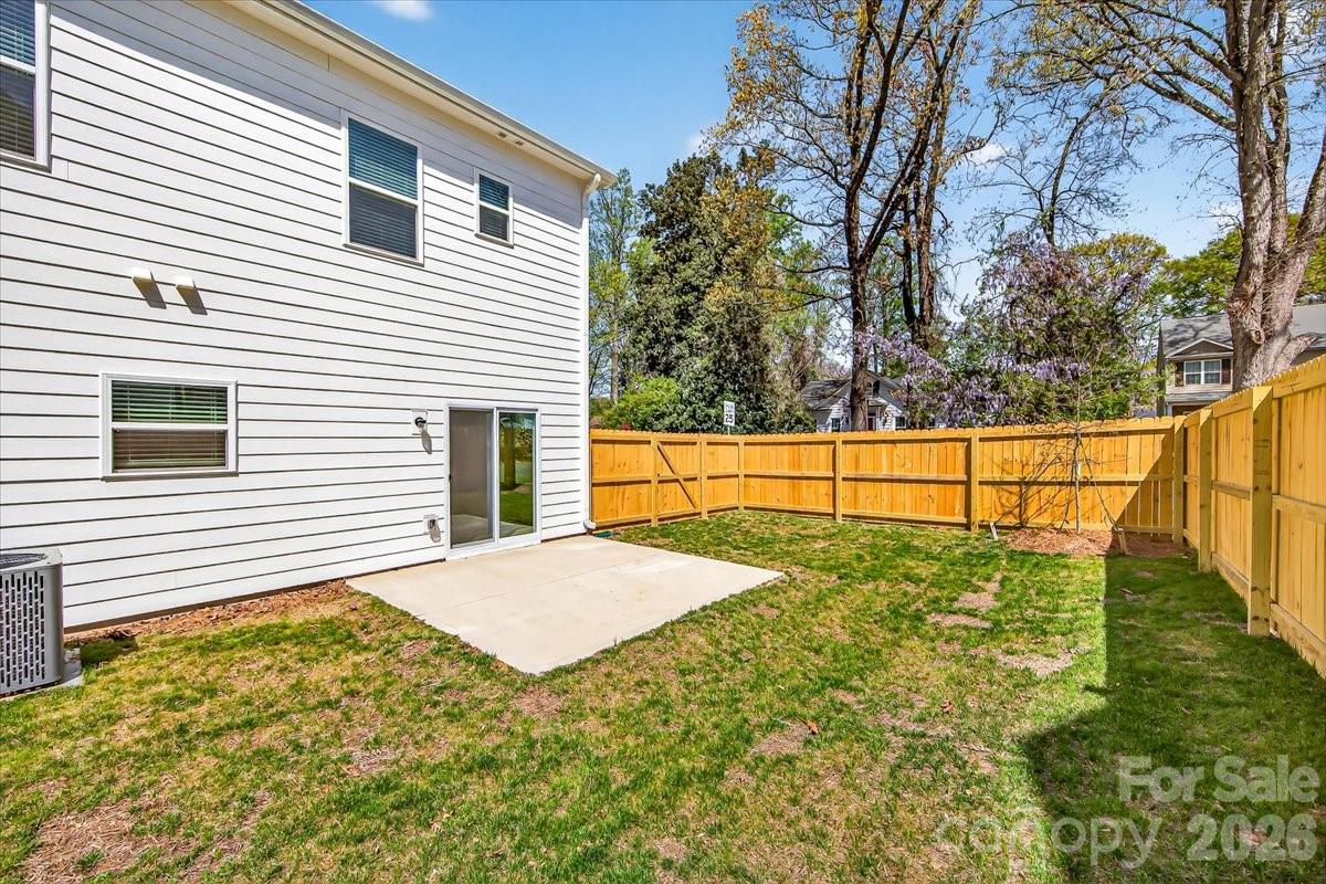 2032 Mandarin Boulevard, Charlotte, NC - photo 33 of 34