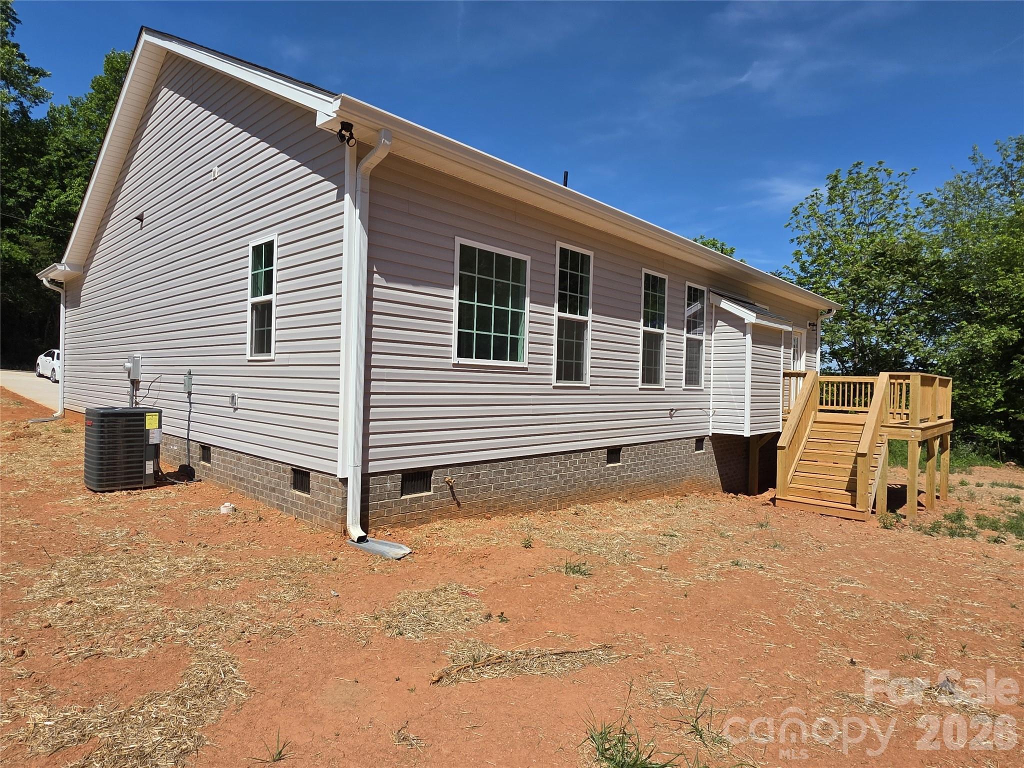 Photo 3 of 125 Kiser Street, Bessemer City, NC