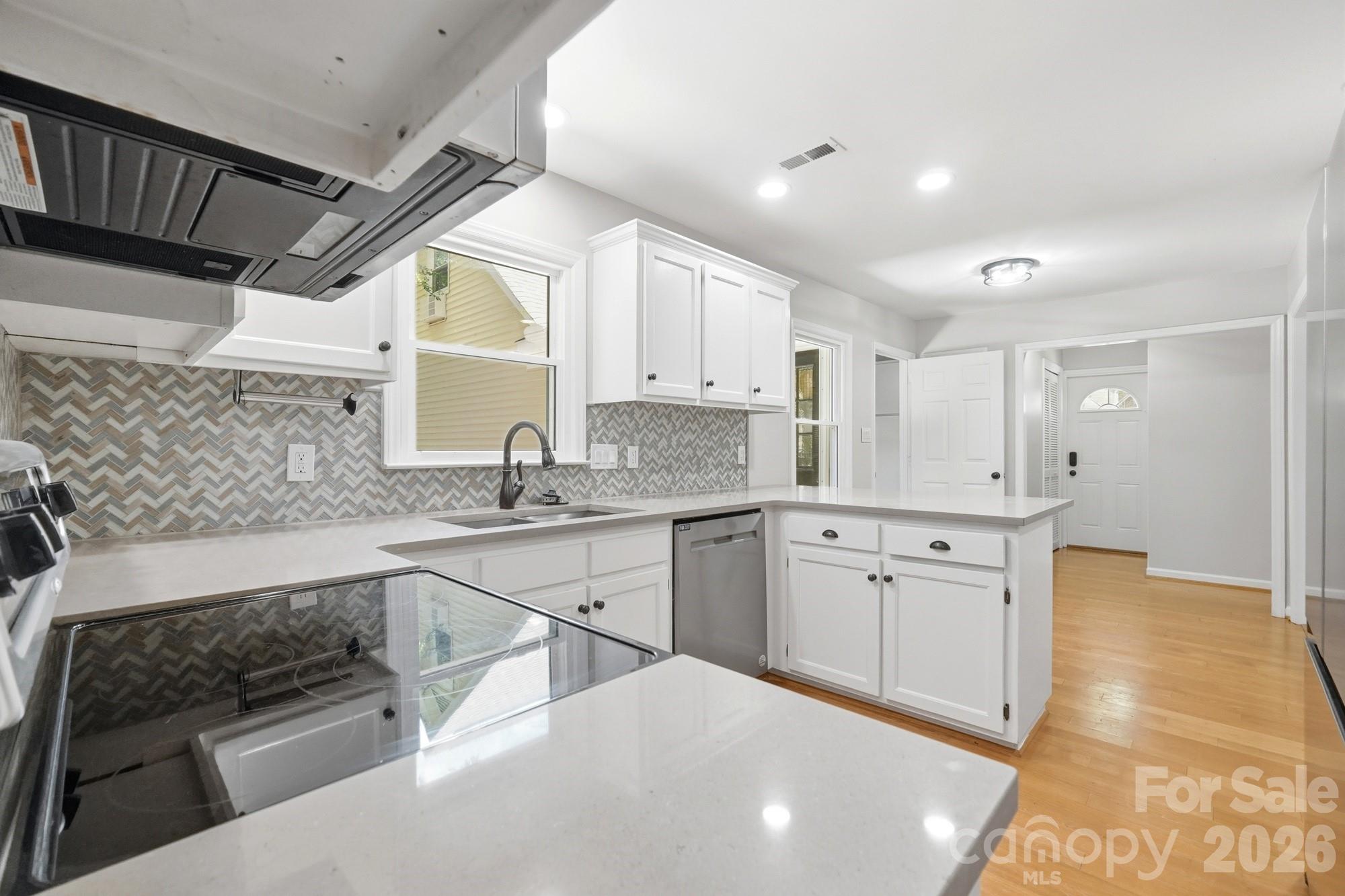 Home for sale at 2106 Caleo Circle, Charlotte, NC — photo 13 of 42