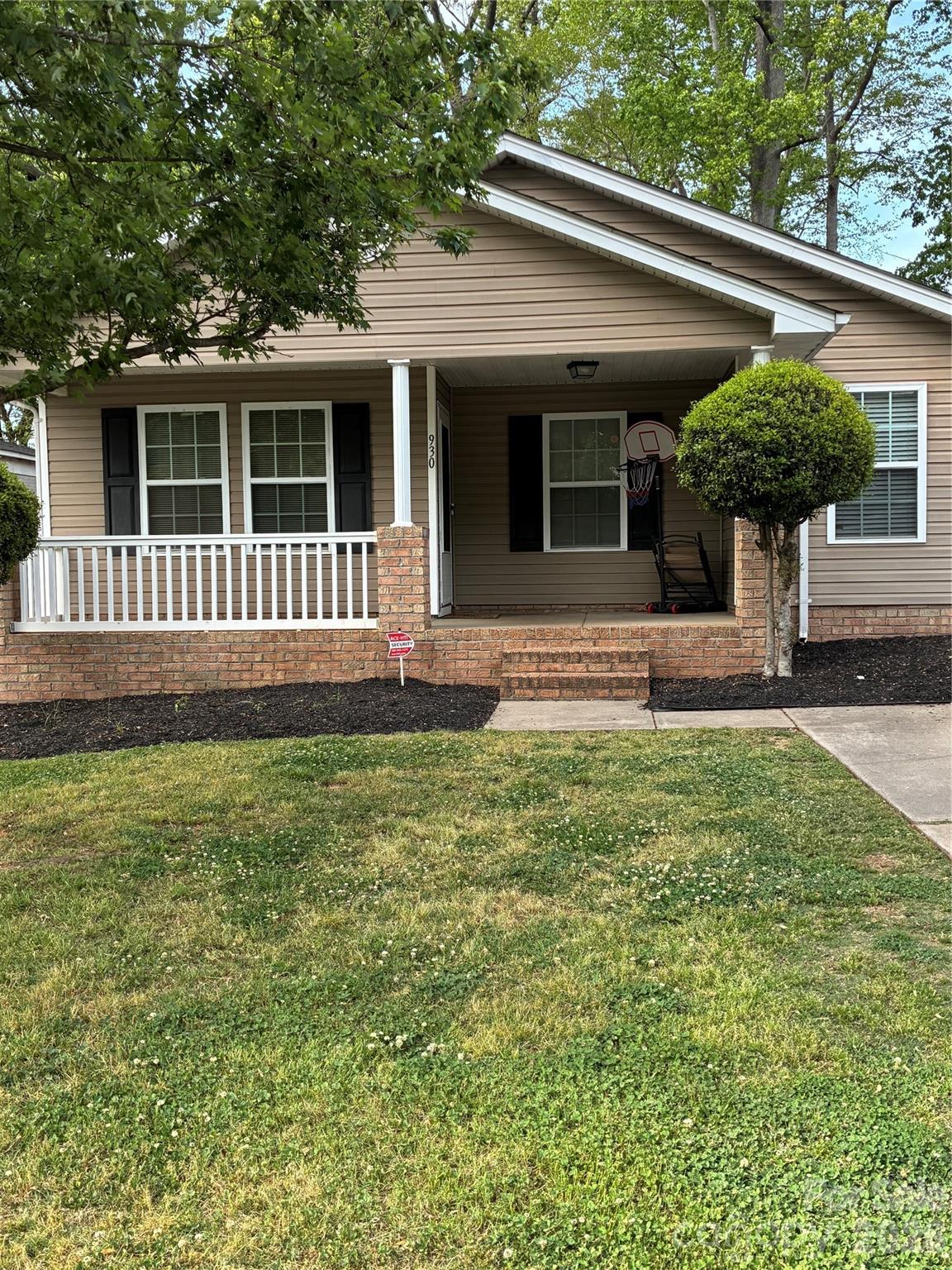 930 Wainwright Avenue, Charlotte, NC - photo 1 of 15