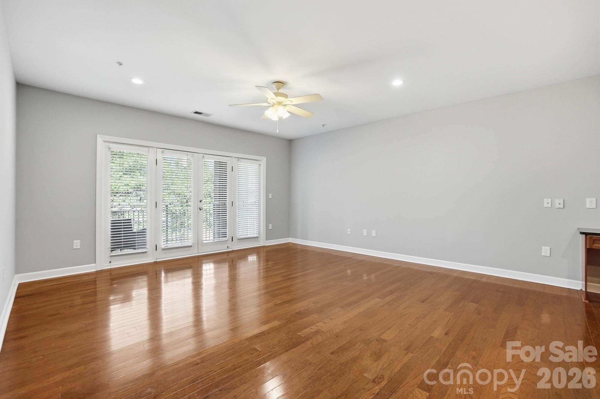 Photo 2 of 1829 Kenilworth Avenue204, Charlotte, NC