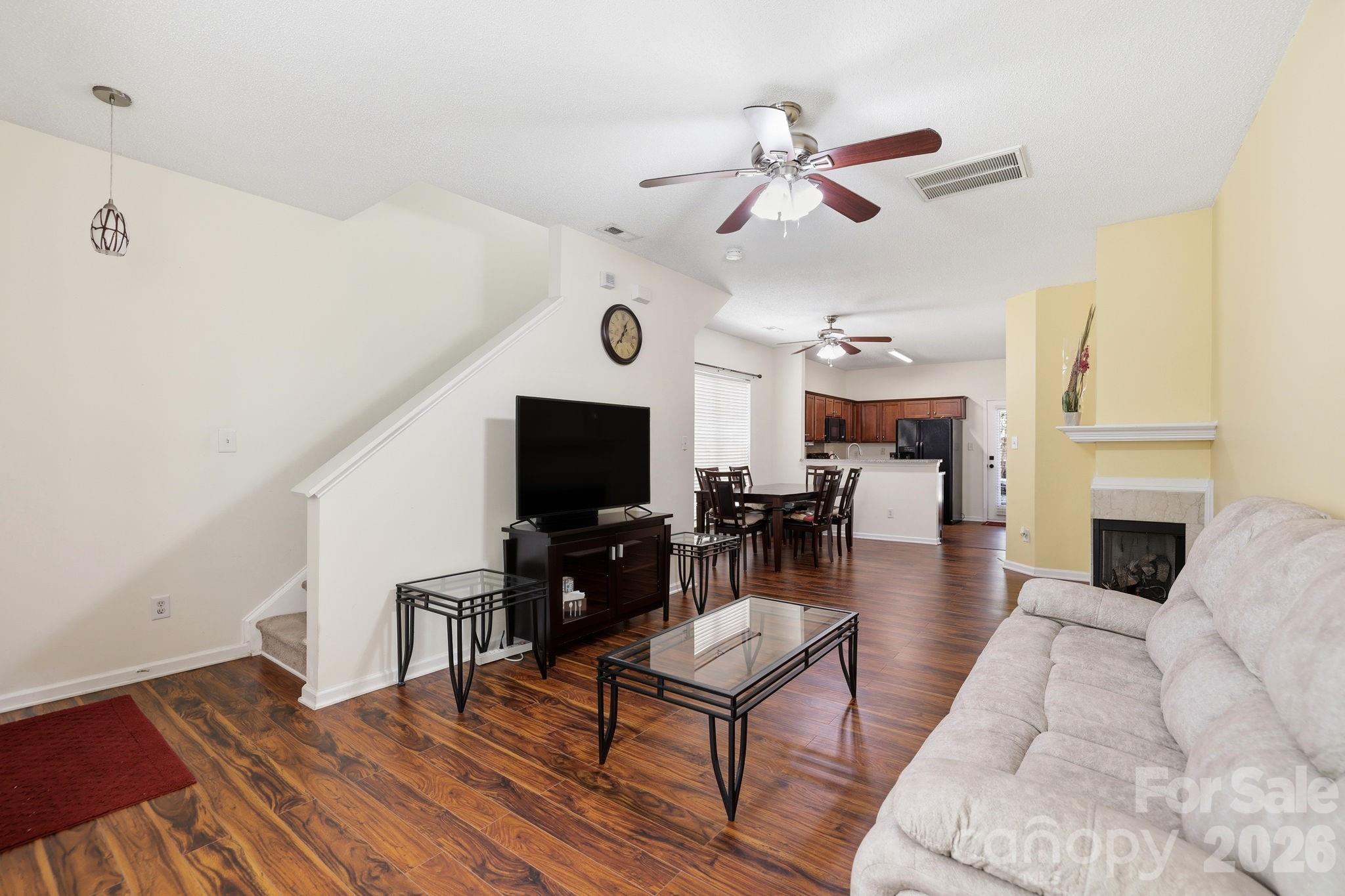 8842 Gerren Court, Charlotte, NC - photo 4 of 19