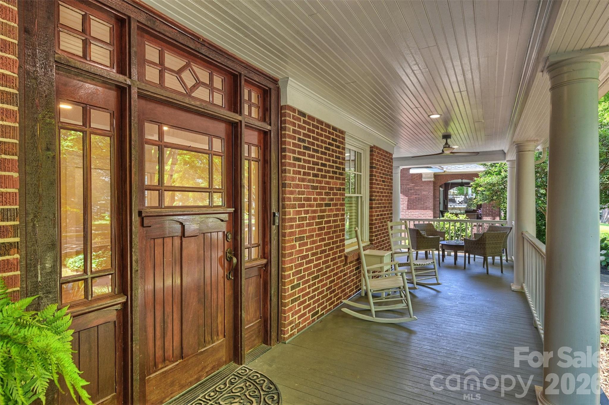 Photo 4 of 2126 Dilworth Road E, Charlotte, NC