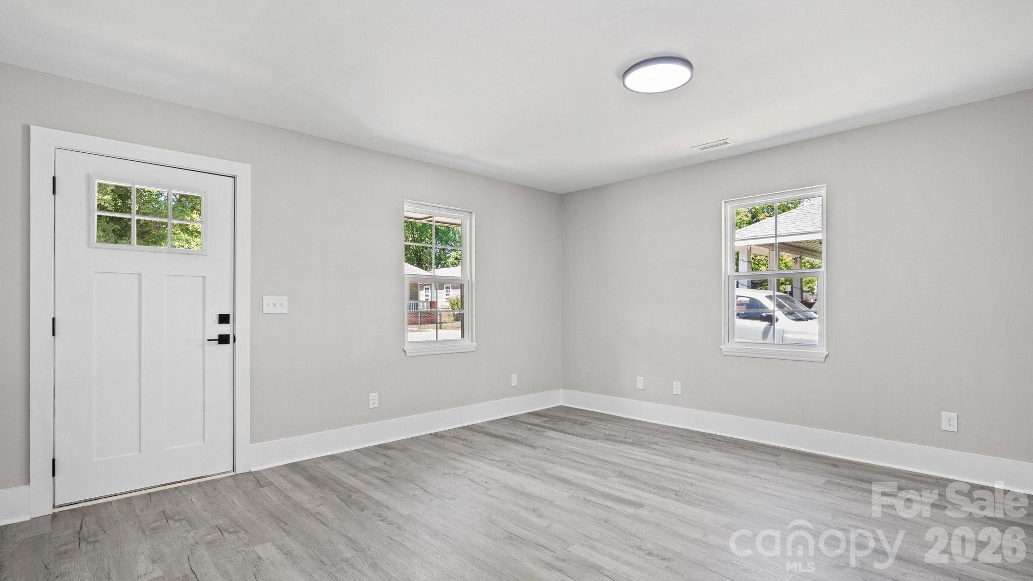 125 Oregon Street, Charlotte, NC - photo 9 of 21