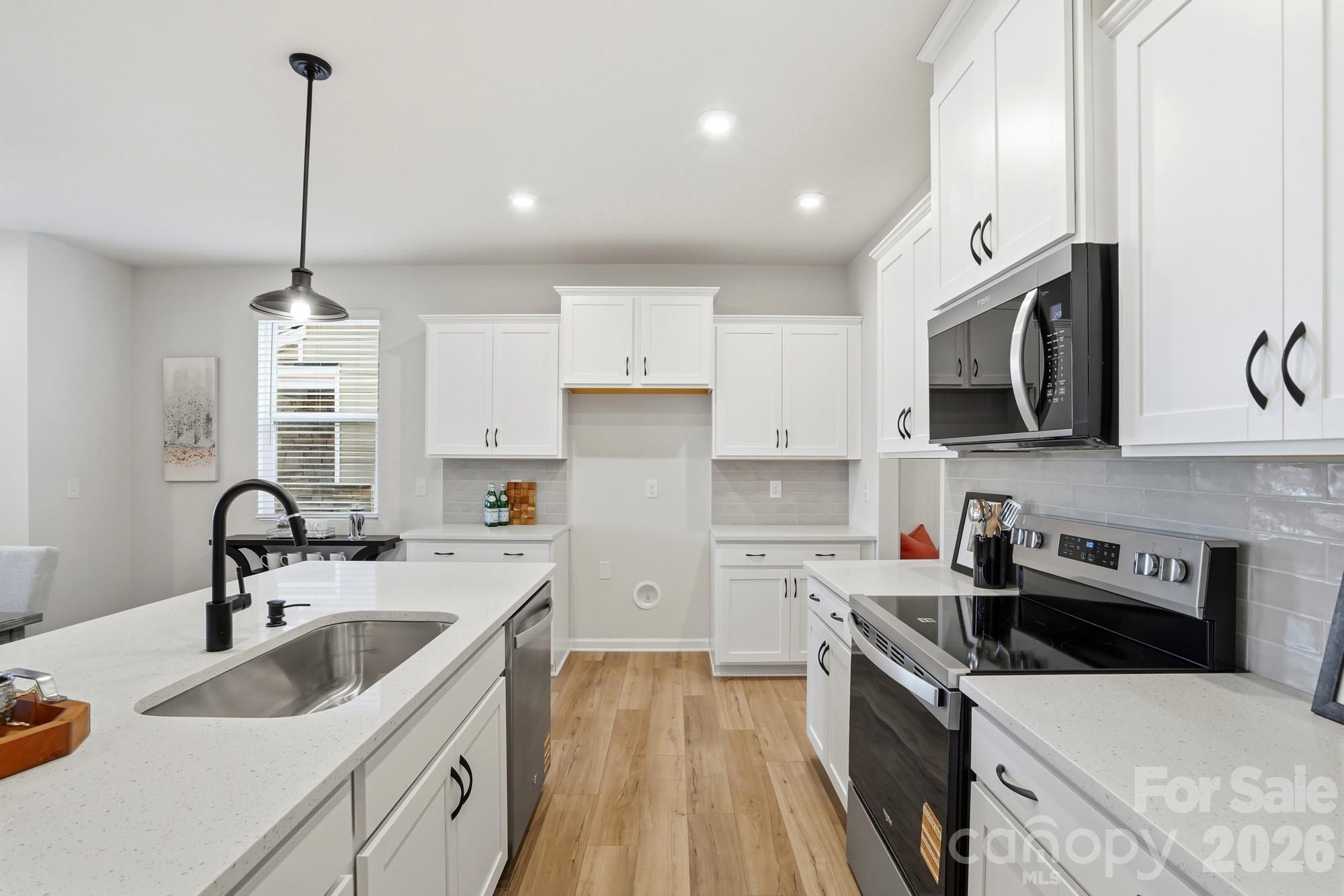 Photo 13 of 3800 Cheyney Park Drive, Charlotte, NC