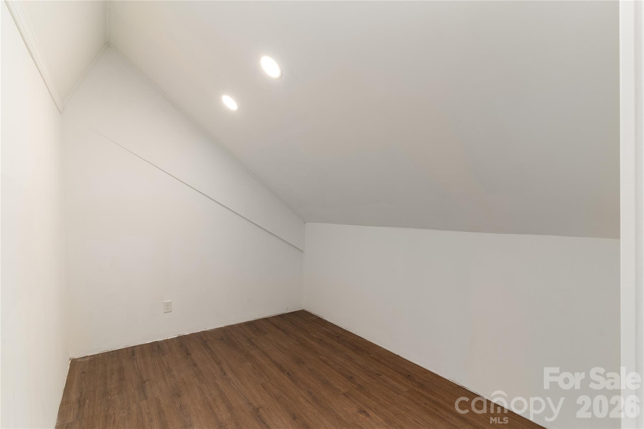 21121 Blakely Shores Drive, Cornelius, NC - photo 26 of 48