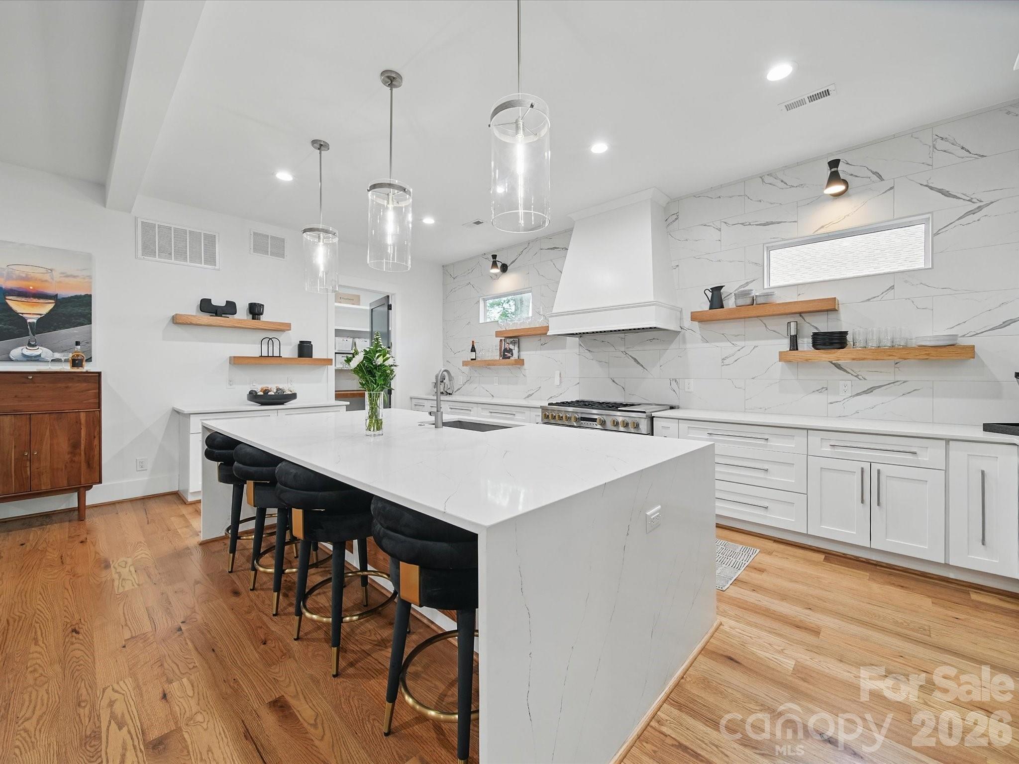 708 Cross Trail Drive, Charlotte, NC - photo 5 of 45