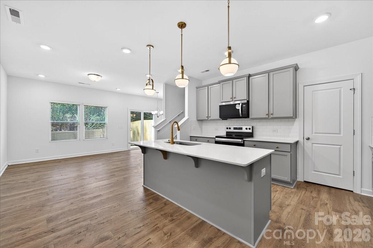 Photo 6 of 1432 Anderson Street, Charlotte, NC